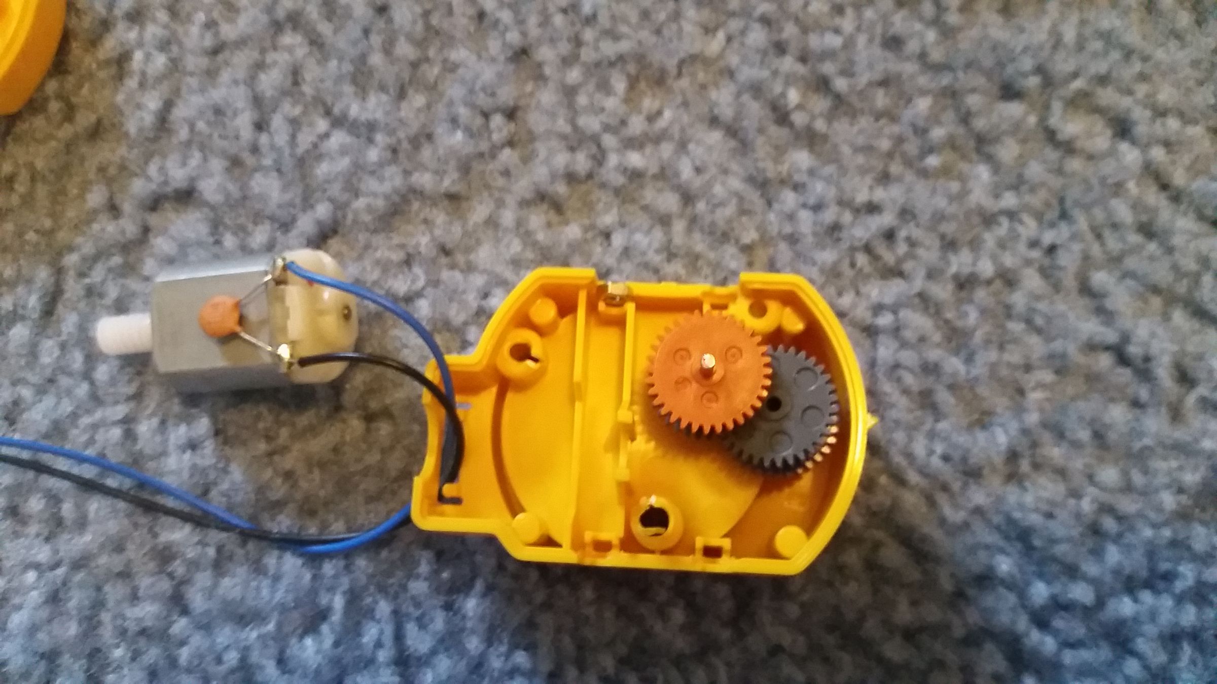 Arduino Fish Feeder : 6 Steps (with Pictures) - Instructables