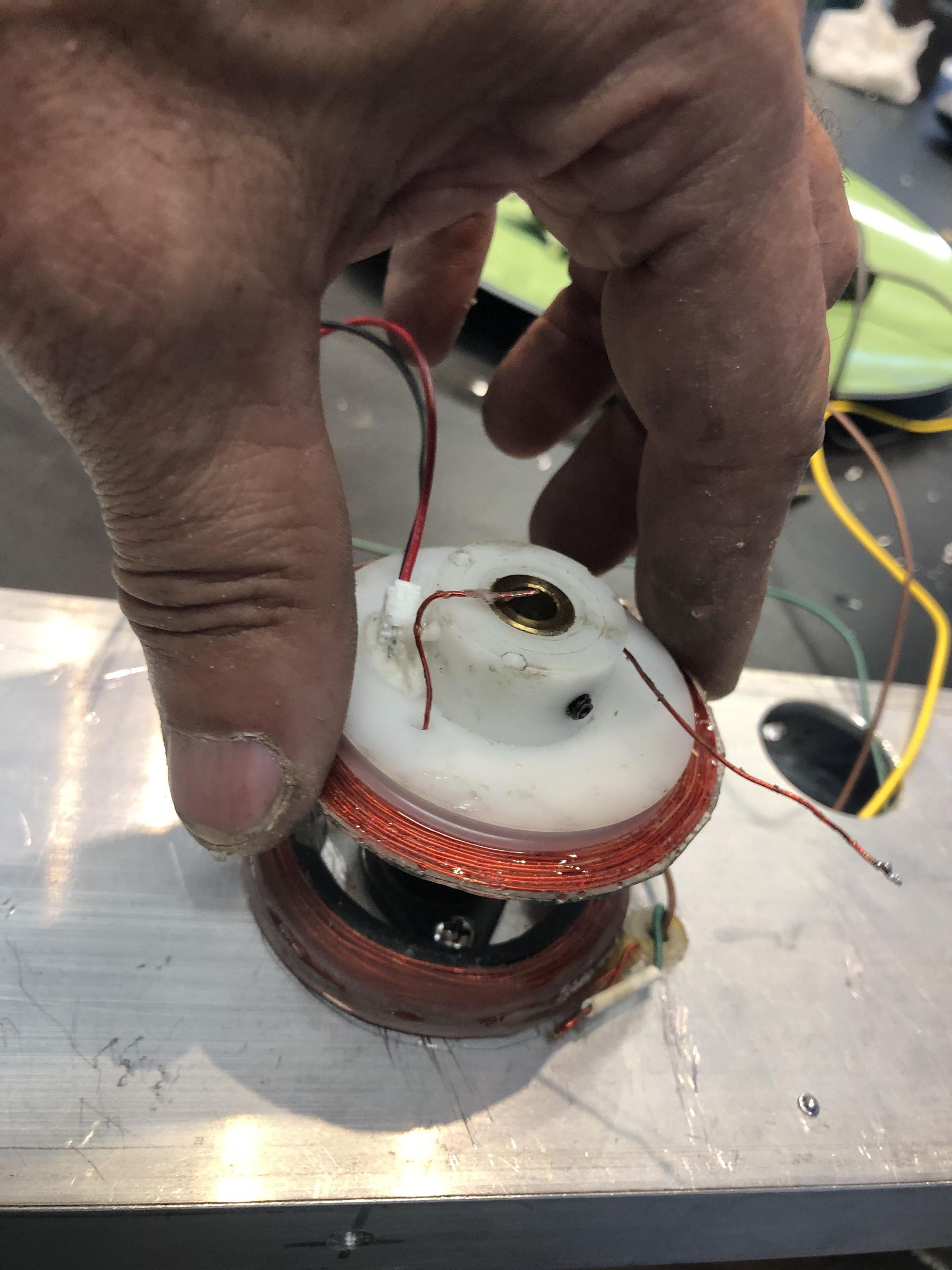 " Tachyscope CRT " a POV Display Project : 5 Steps - Instructables