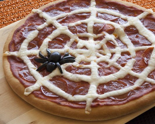 Spider Web Pepperoni Pizza - Instructables