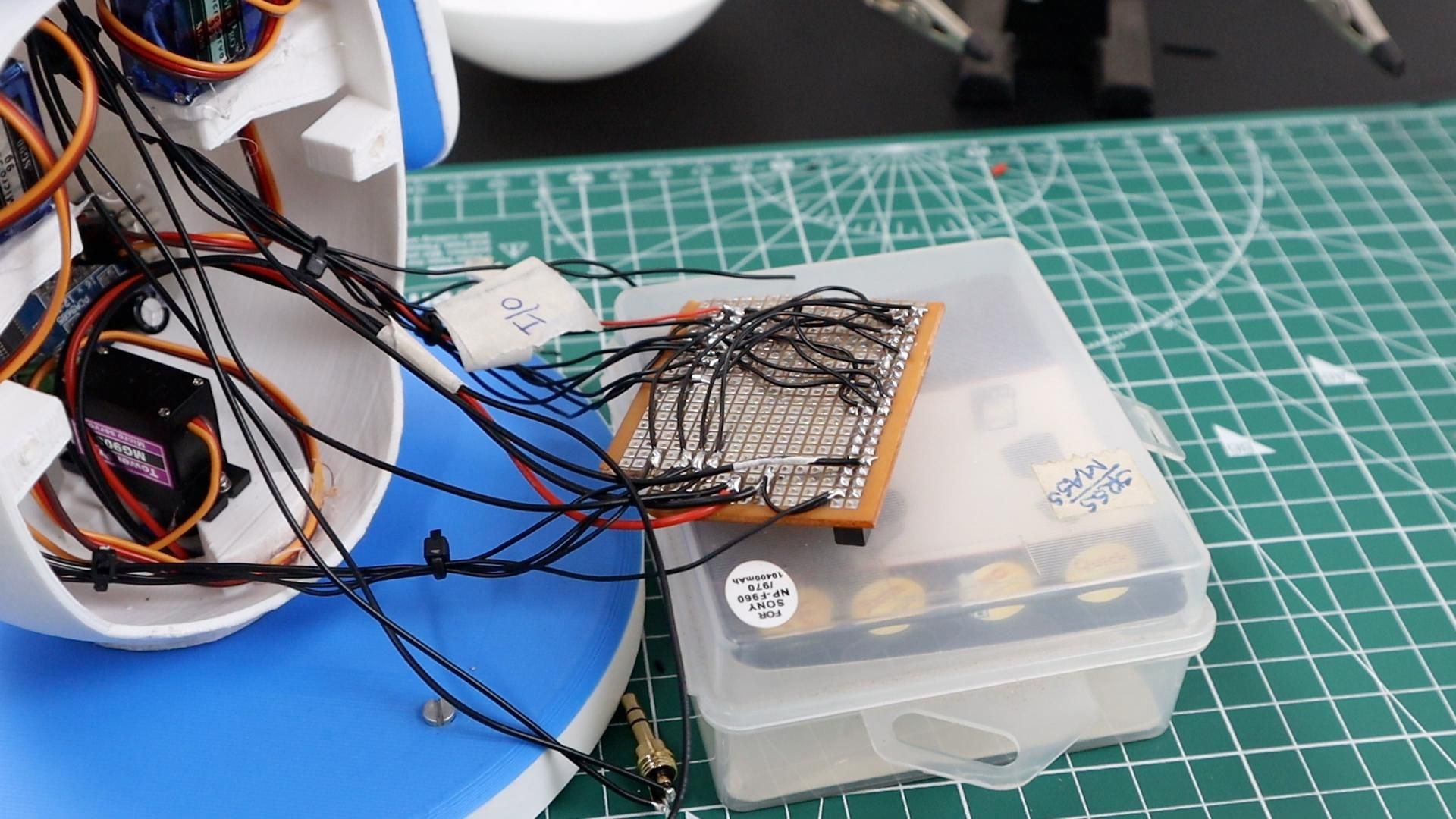Emo - DIY Companion Robot : 10 Steps - Instructables