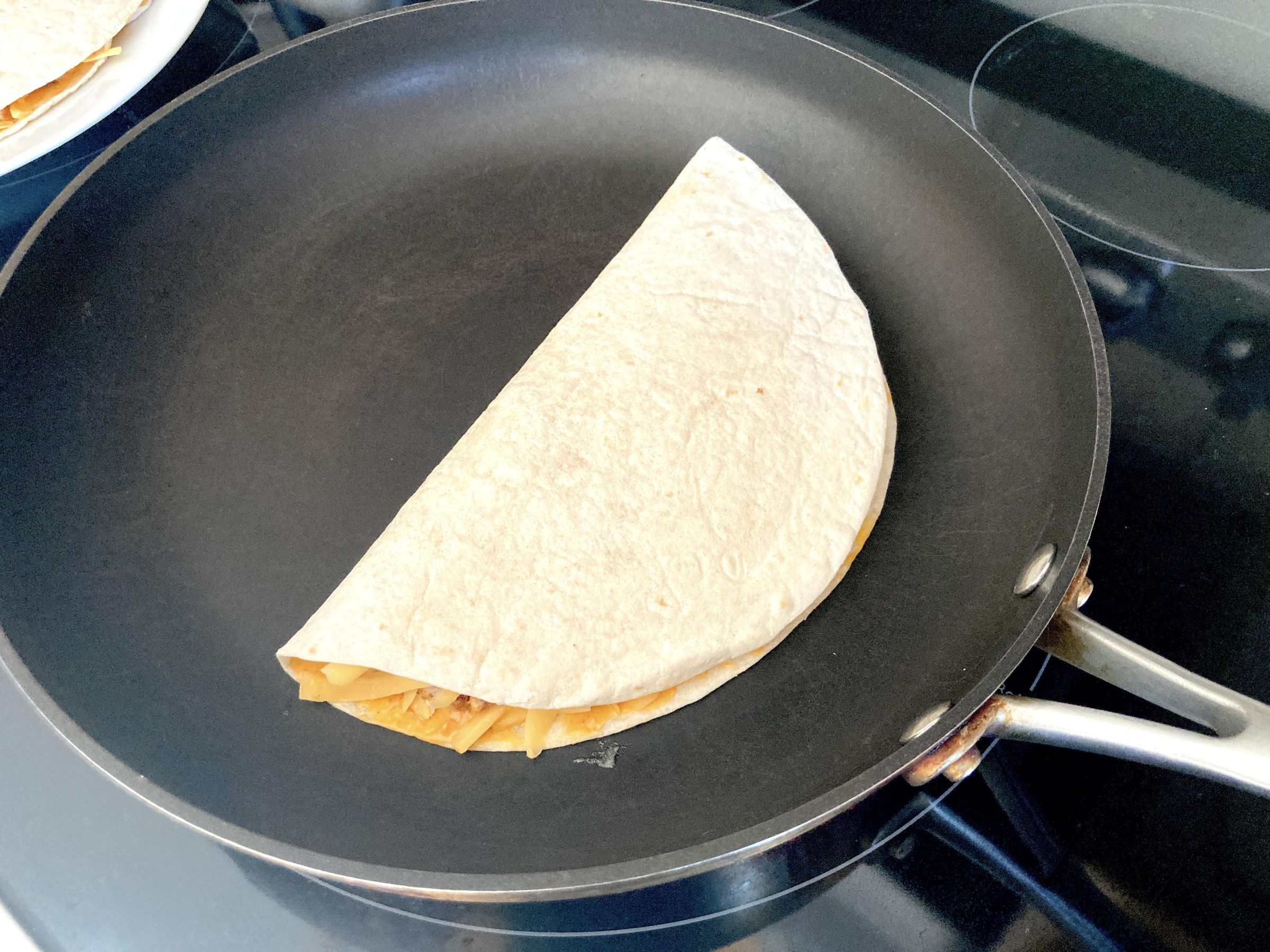 Easy Chicken Quesadillas - Taco Bell Copycat Recipe : 4 Steps (with ...