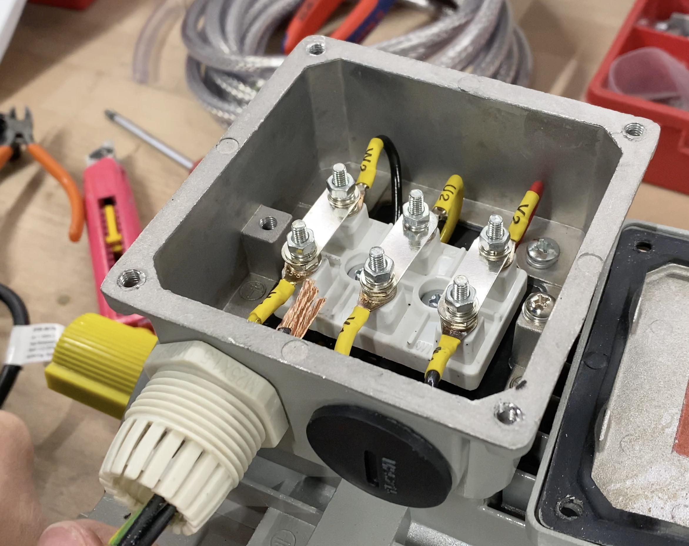 Large DIY Vibratory Tumbler : 7 Steps (with Pictures) - Instructables