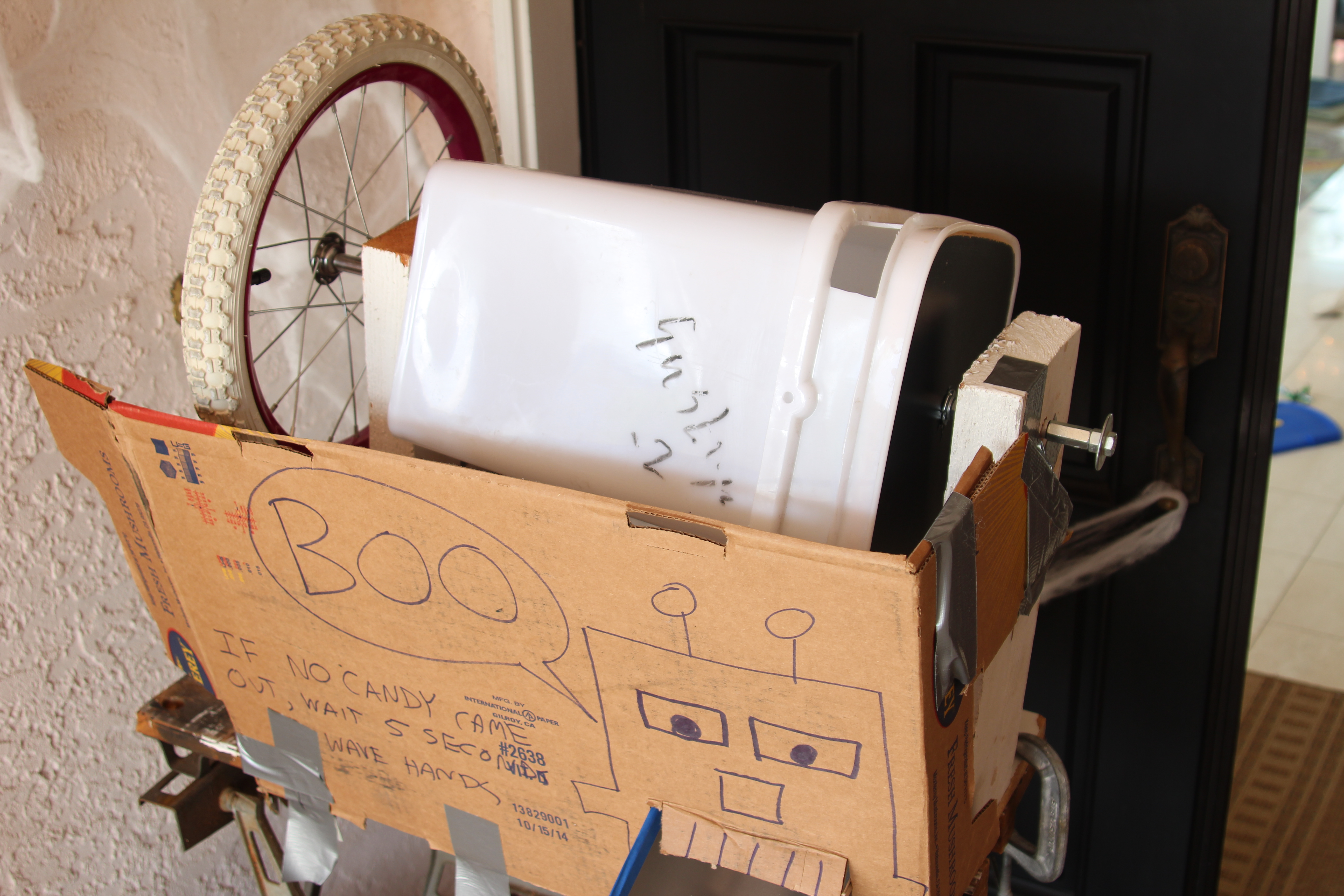 Automated Halloween Candy Tumbler / Dispenser : 9 Steps (with Pictures ...