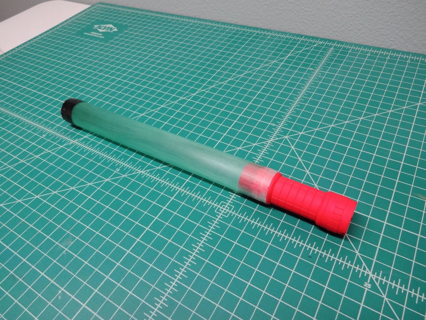 Easy $5 Lightsabers : 18 Steps (with Pictures) - Instructables