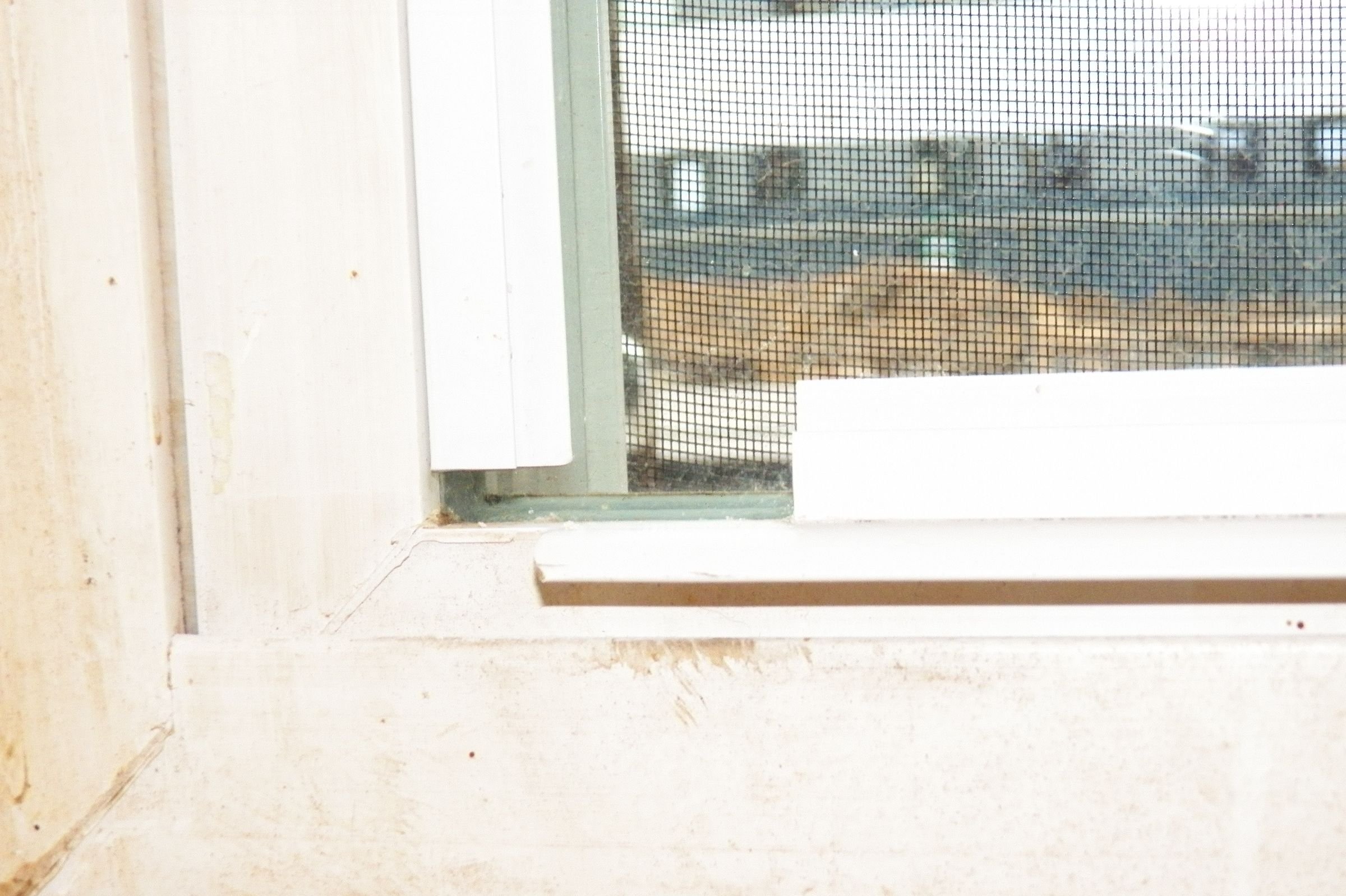Christmas Light Installation for Vinyl Windows : 6 Steps (with Pictures ...