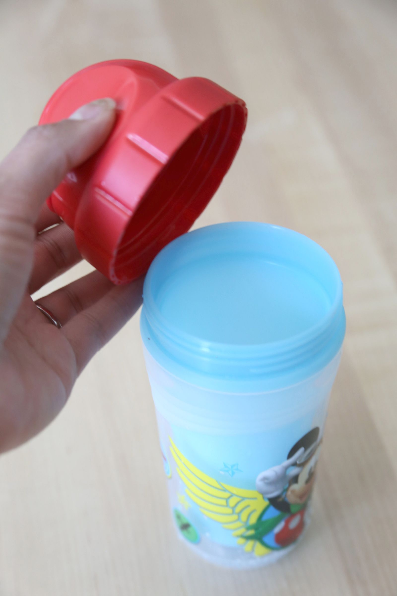How to Clean a Sippy Cup : 7 Steps (with Pictures) - Instructables