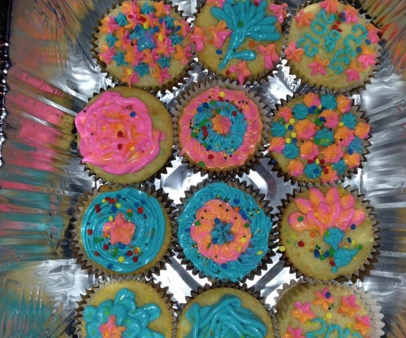 New Year's Cupcakes : 12 Steps - Instructables