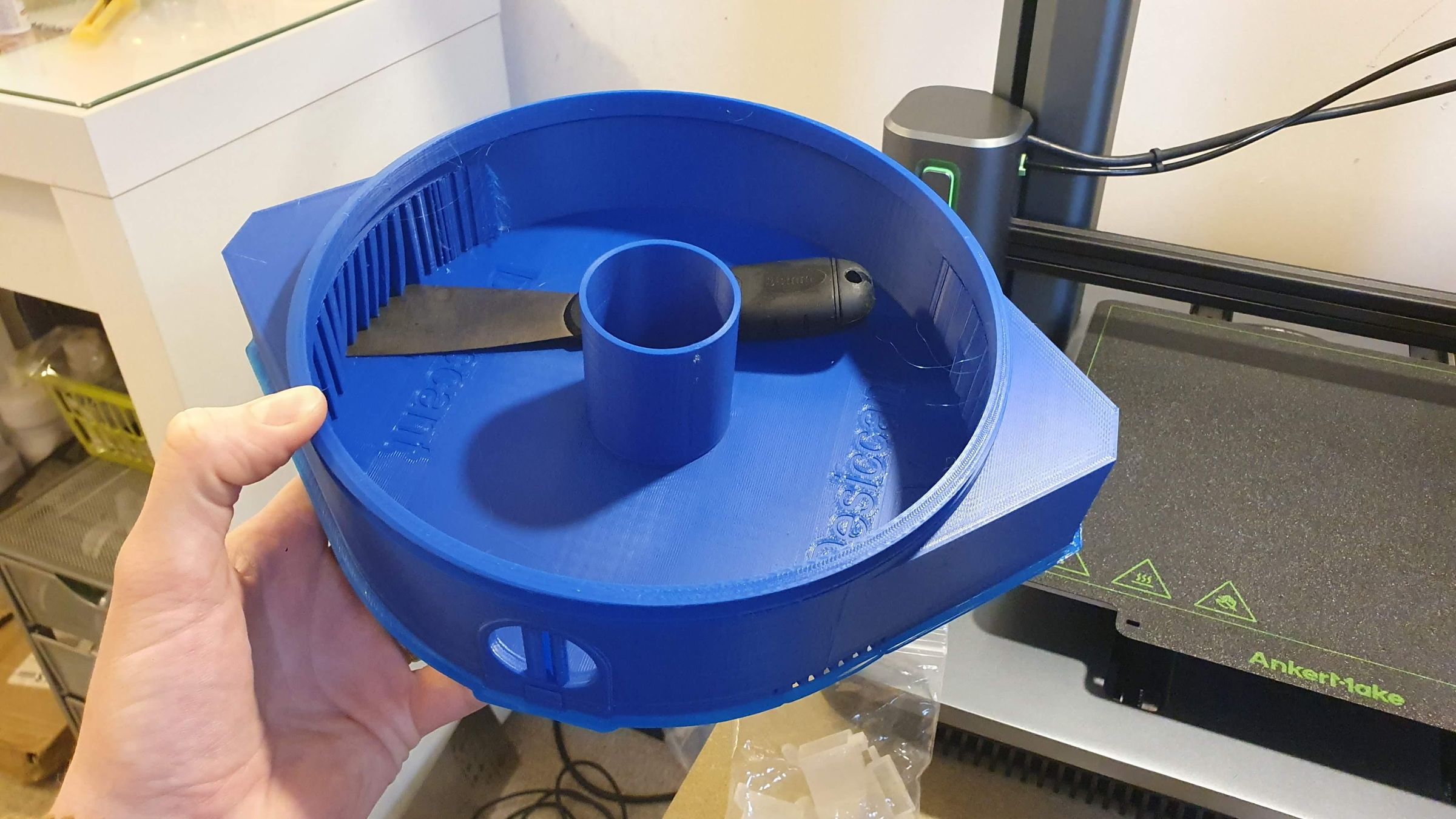 AnkerMake M5 Dry Box Spool Holder : 12 Steps (with Pictures ...