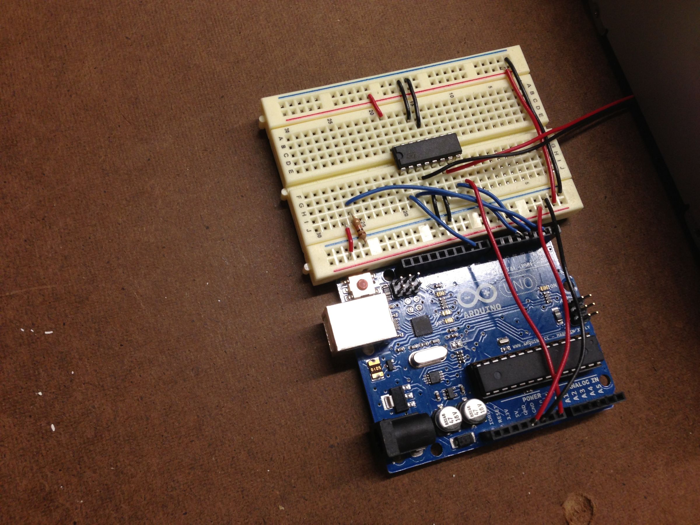 CD-ROM Agitator : 7 Steps - Instructables