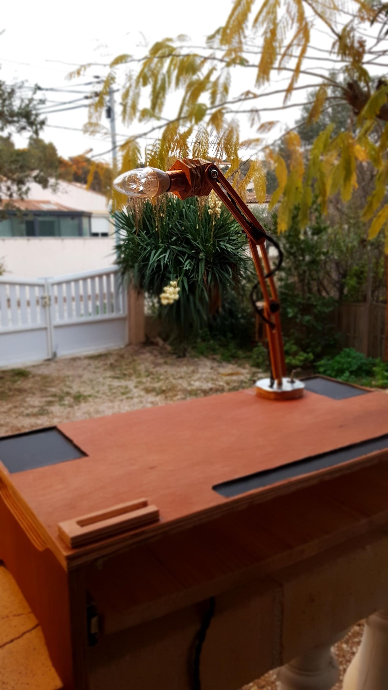 Monitor Stand - Desk Organizer With Lamp and Leds : 8 Steps - Instructables