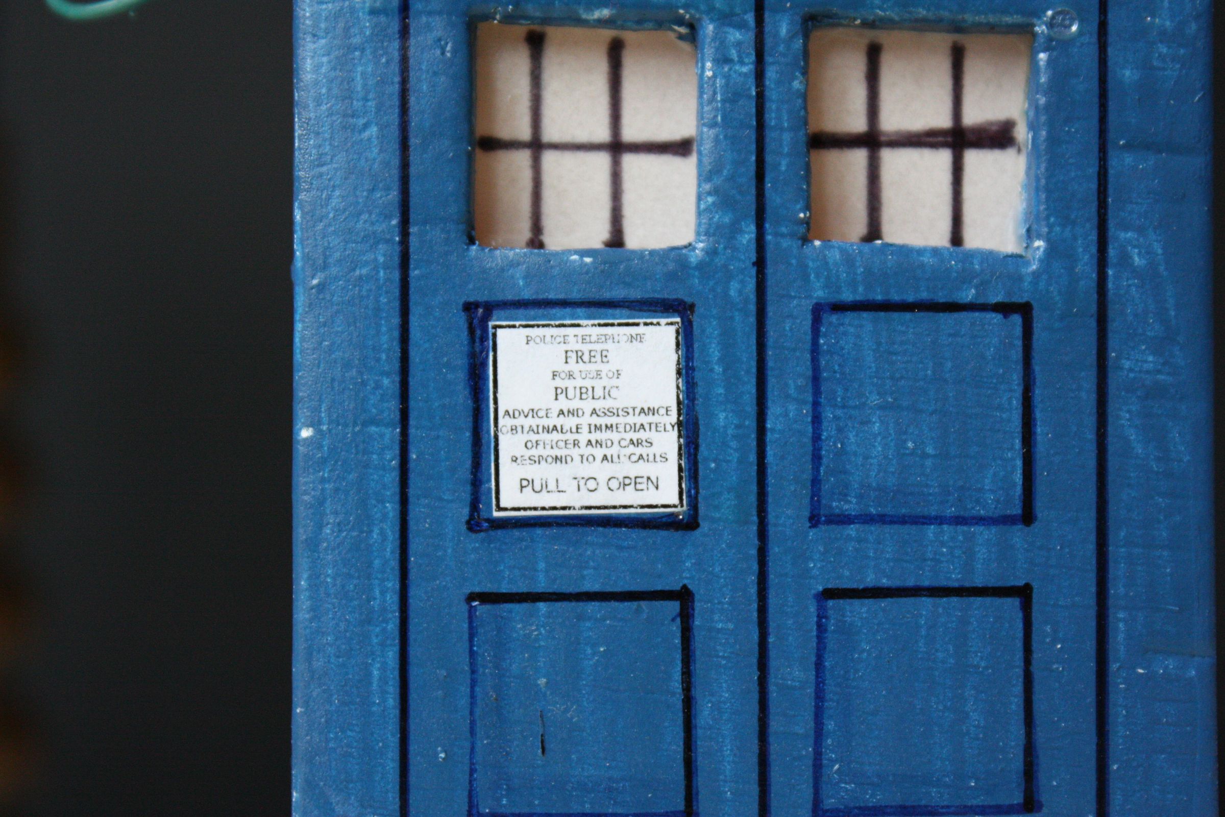 DIY TARDIS Ornament : 6 Steps (with Pictures) - Instructables