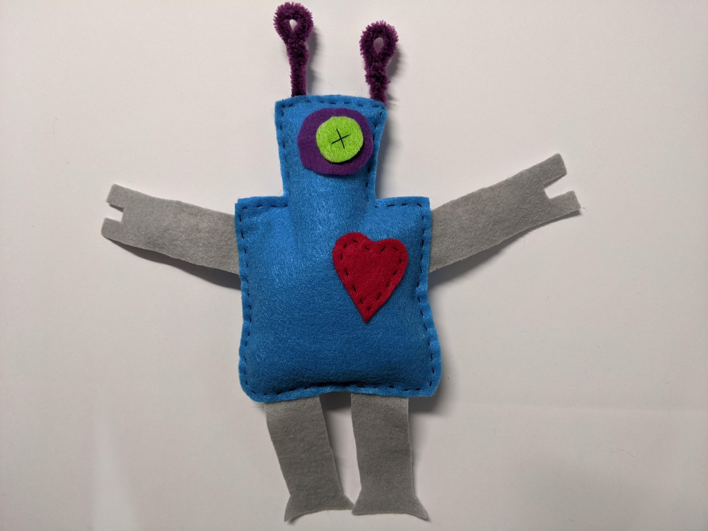 Soft Robot Friends - Good Beginner Sewing Project : 5 Steps (with ...