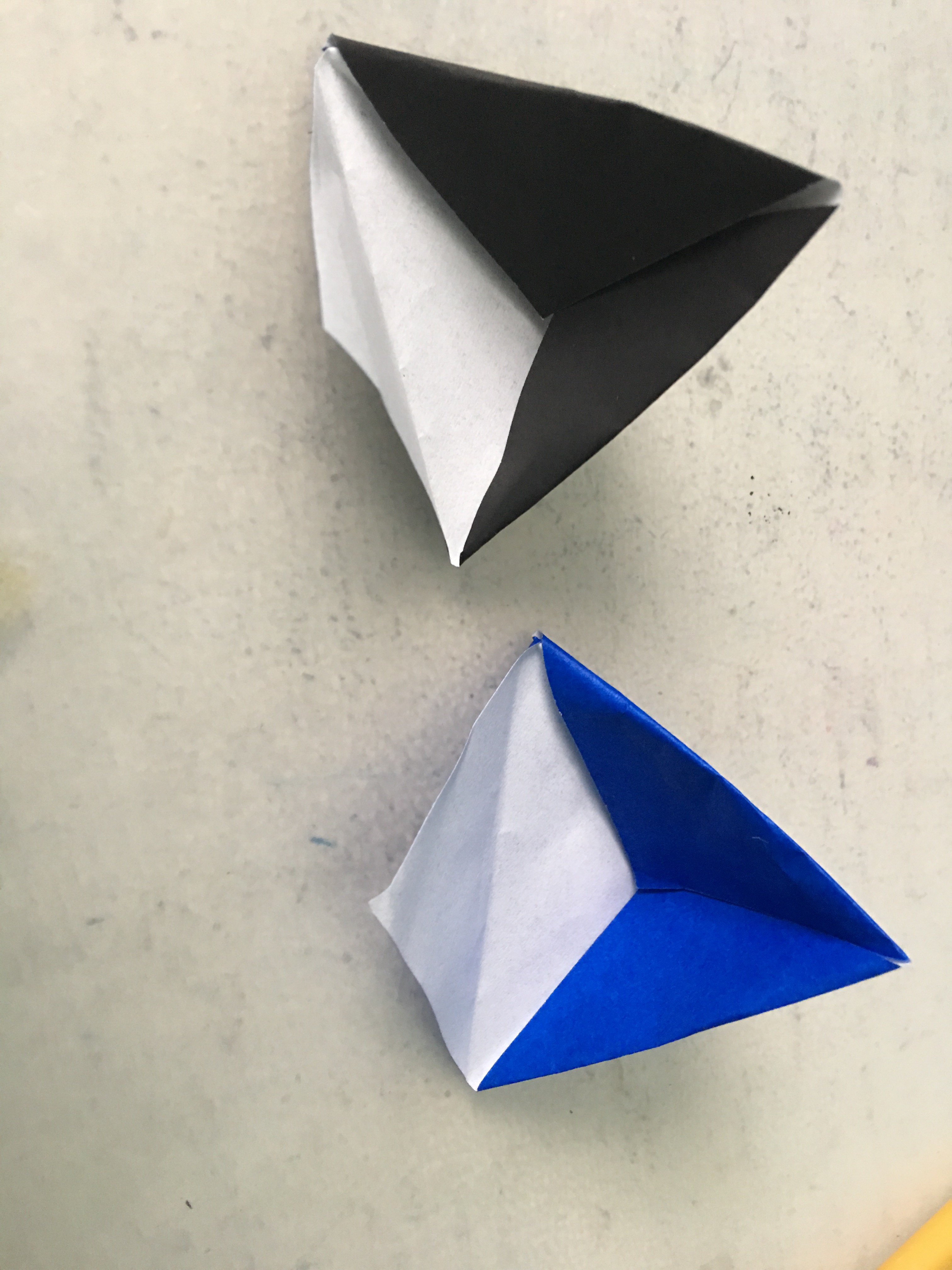 3D Origami Wall Art | Triangle Pixel Art : 6 Steps - Instructables