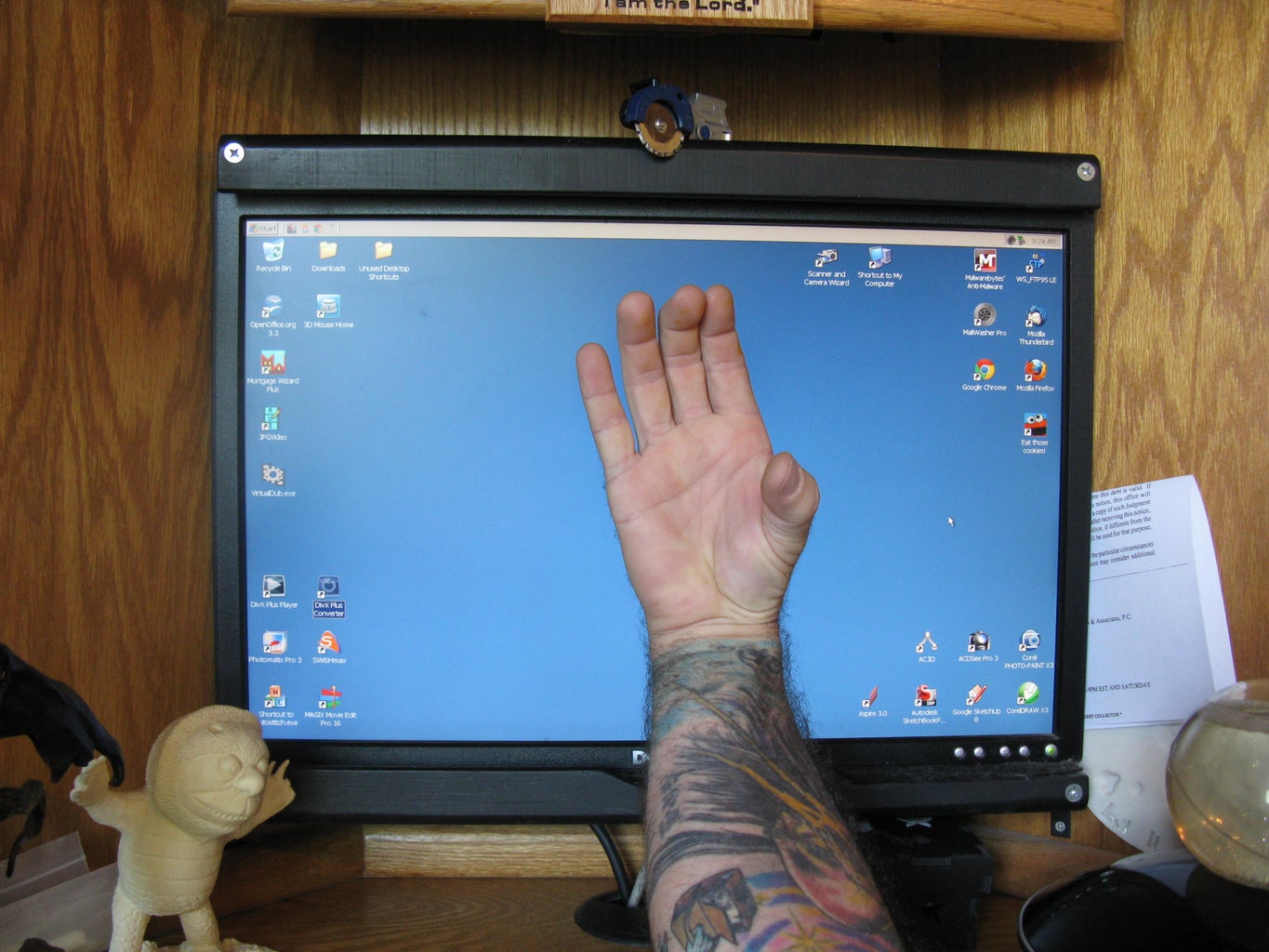 Transparent Monitor Camera Trick 4 Steps with Pictures Instructables transparent-monitor-camera-trick-4-steps-with-pictures-instructables