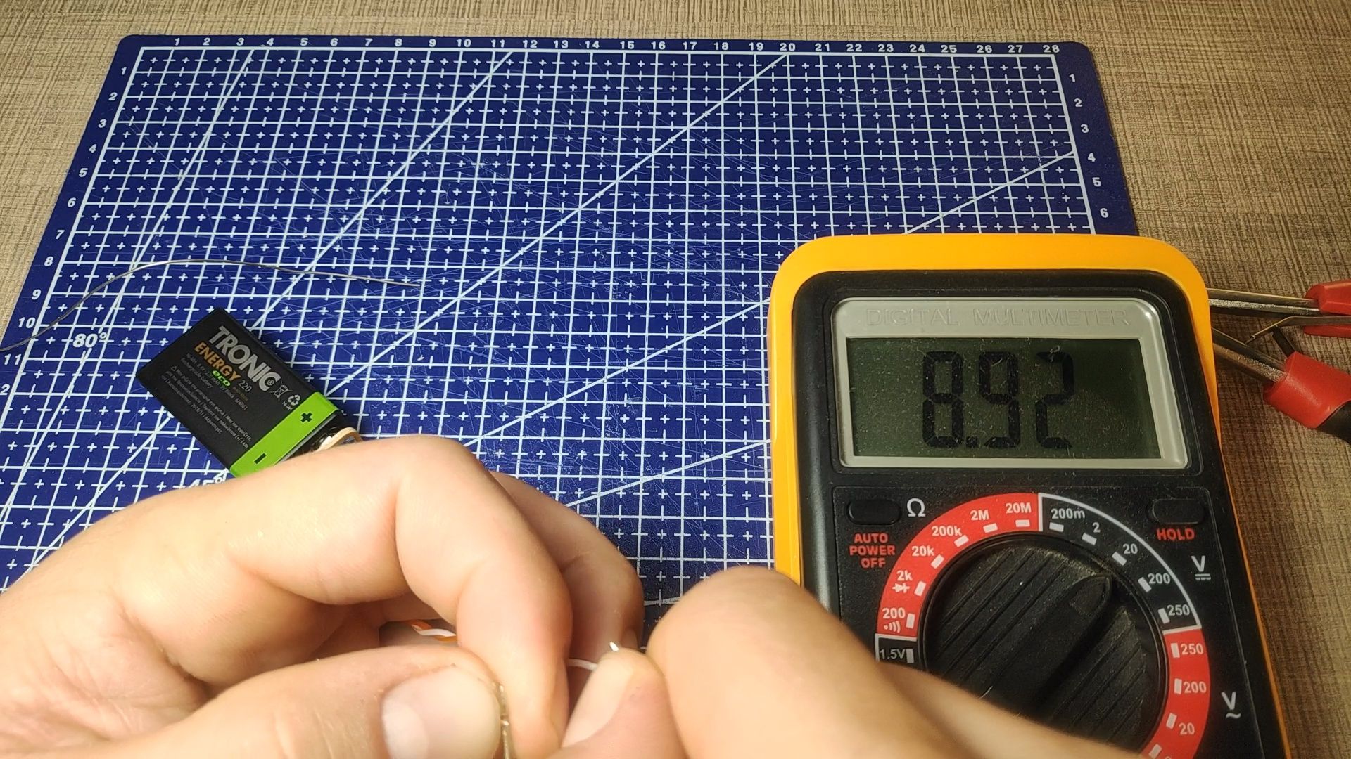 DIY 9V Battery Connector : 3 Steps - Instructables