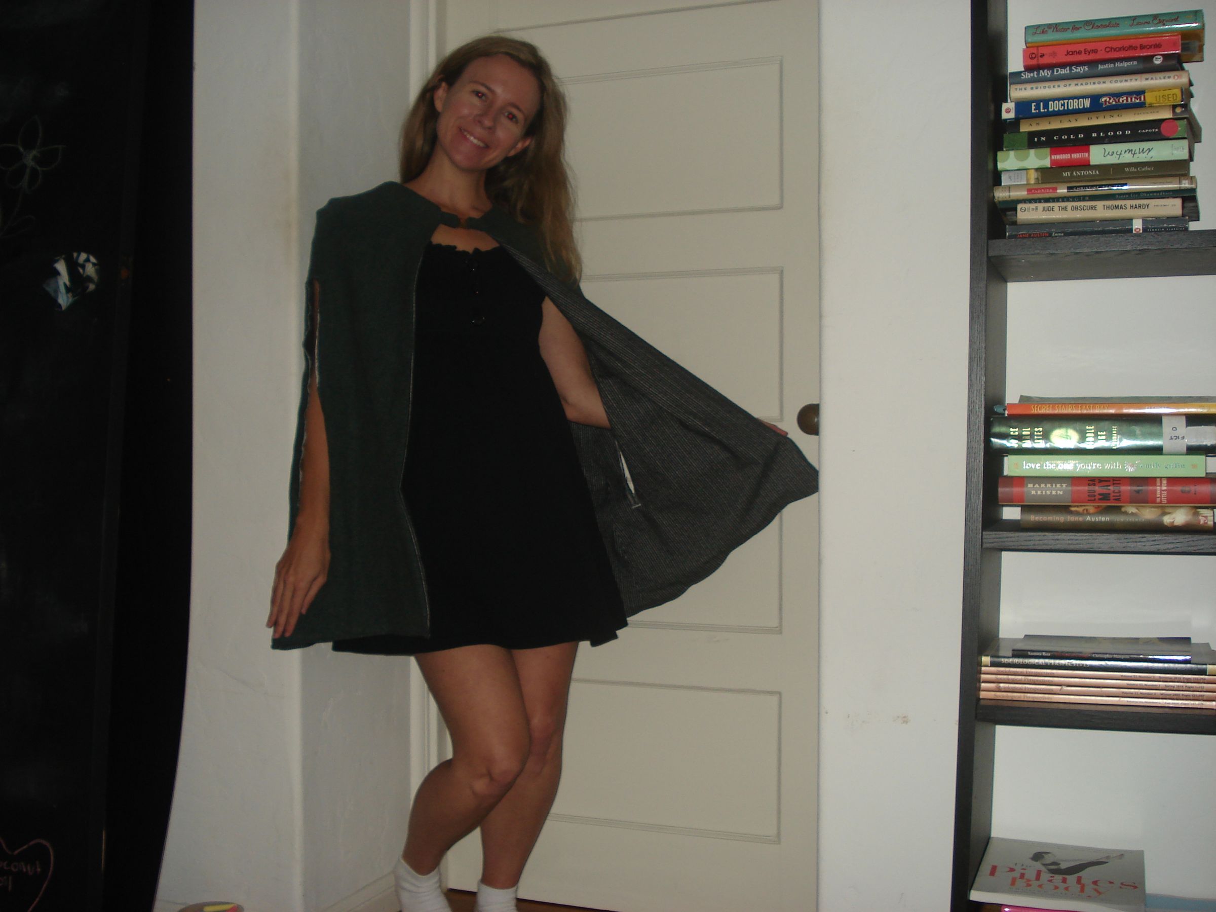 Reversible Cape Coat With Arm Holes : 8 Steps (with Pictures ...