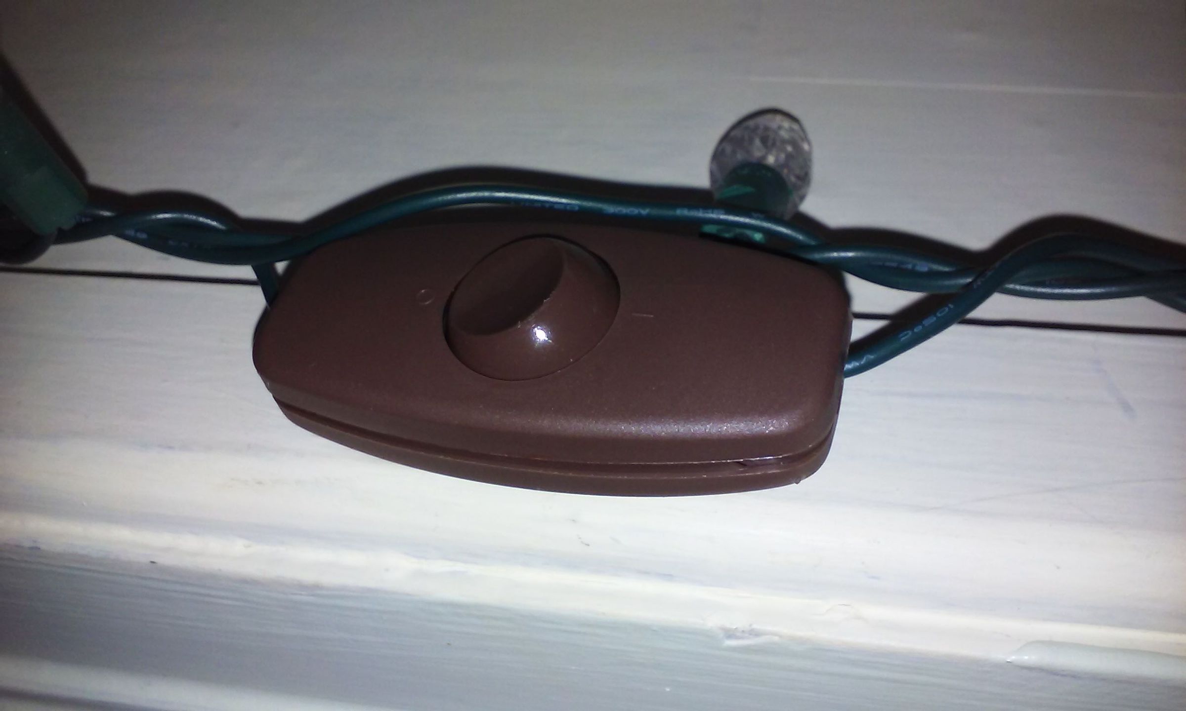 Lighting a Closet With Holiday Lights : 5 Steps - Instructables