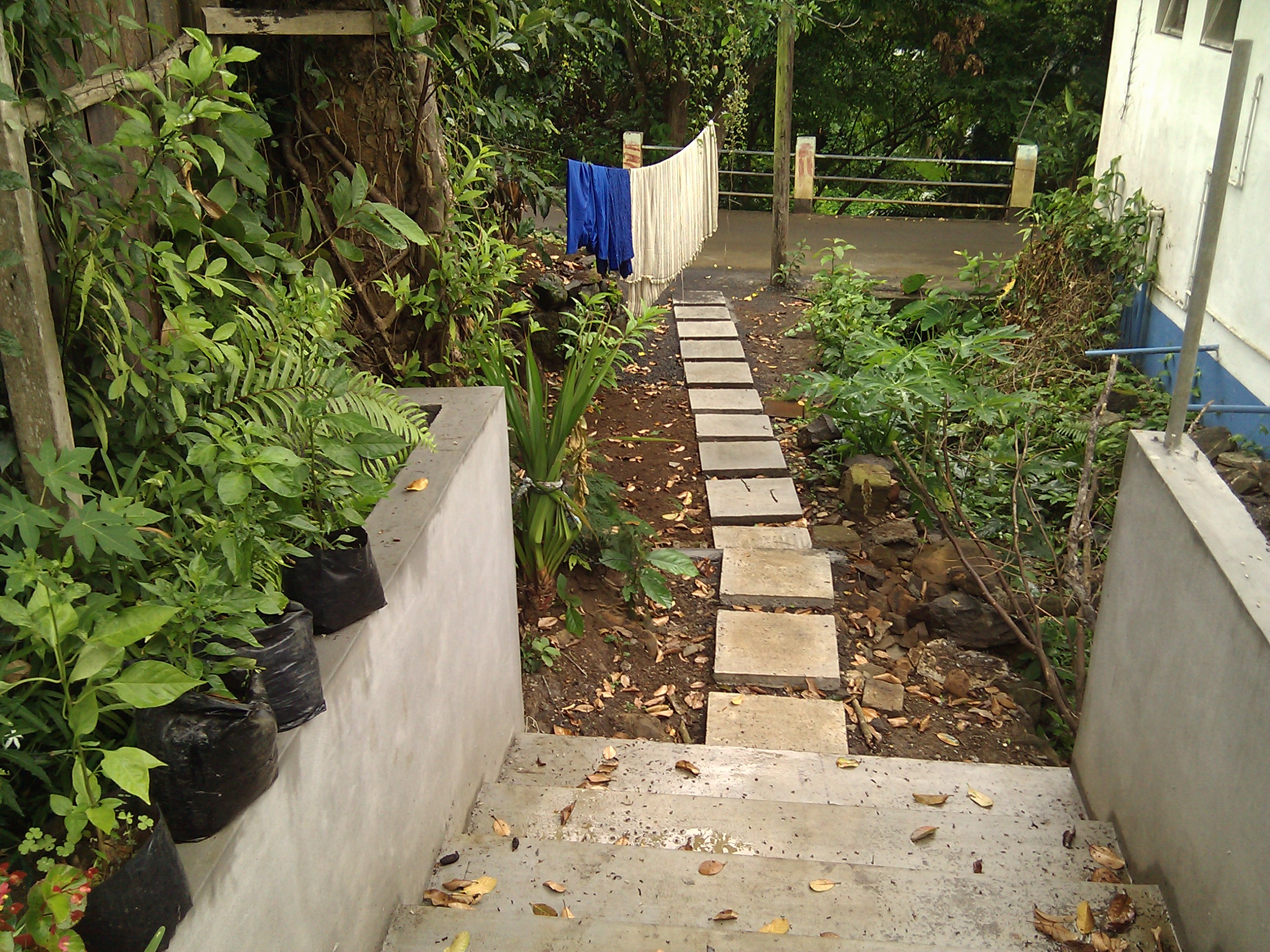 How to Build Slabs and Lay Path/patio/walkway : 4 Steps (with Pictures ...