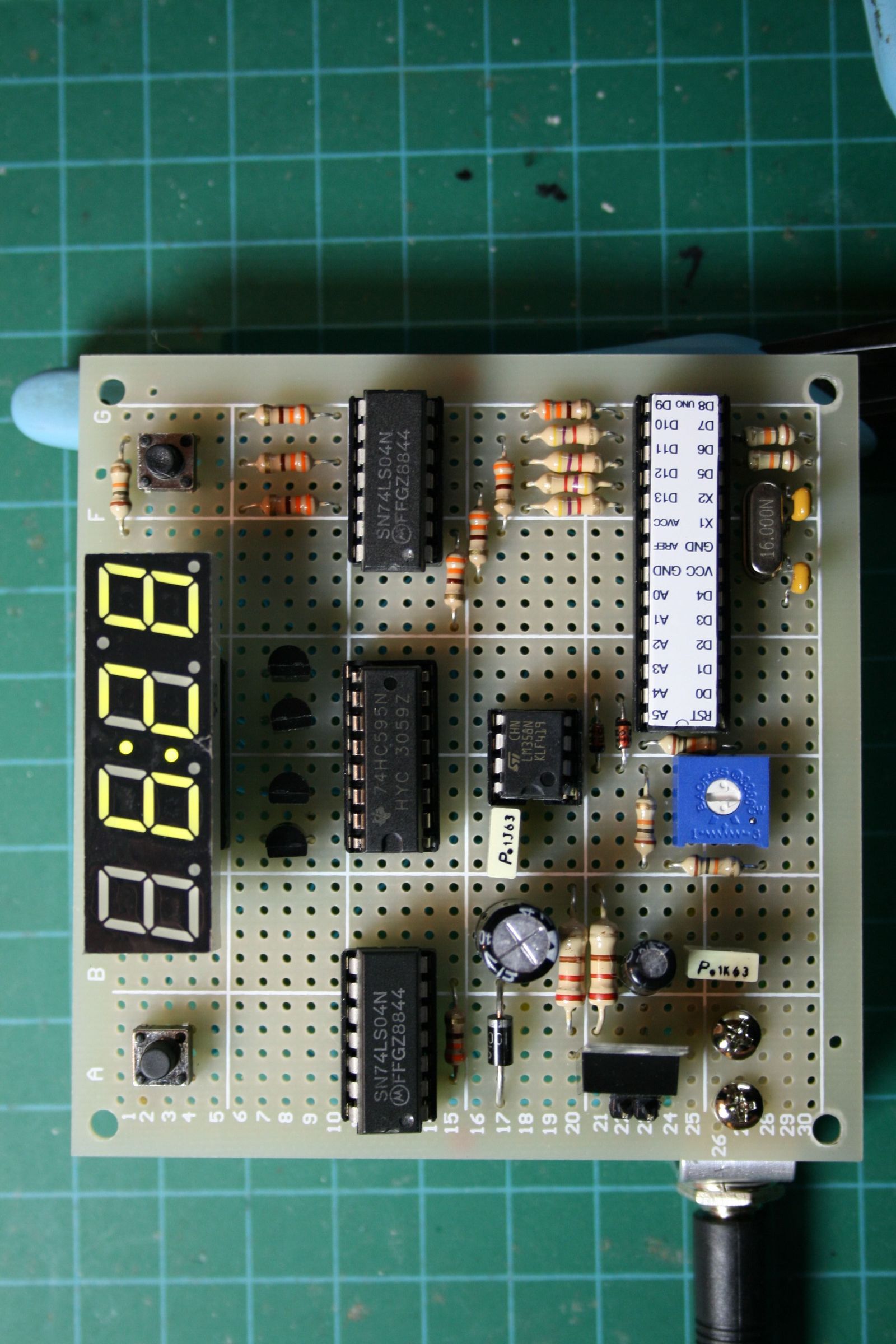 Arduino Digital Clock Synchronized by the 60Hz Power Line : 8 Steps (with Pictures) - Instructables
