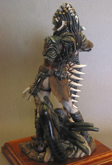 Machiko Noguchi Statue