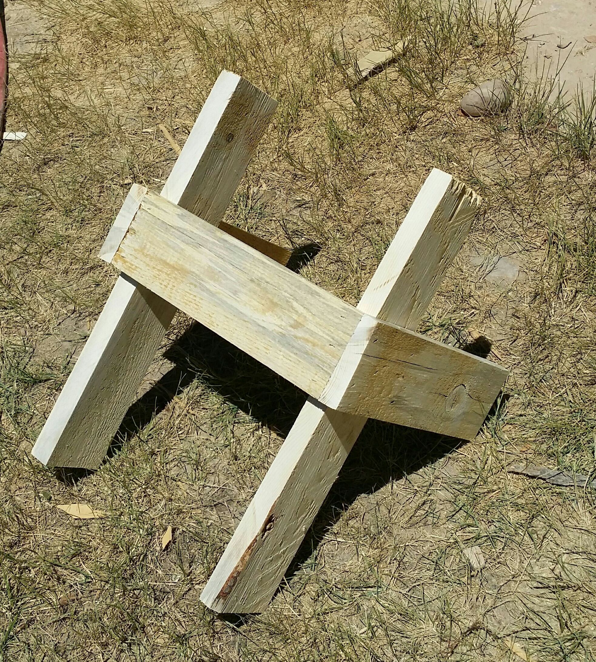 Simple Rustic Chair for Children : 5 Steps (with Pictures) - Instructables