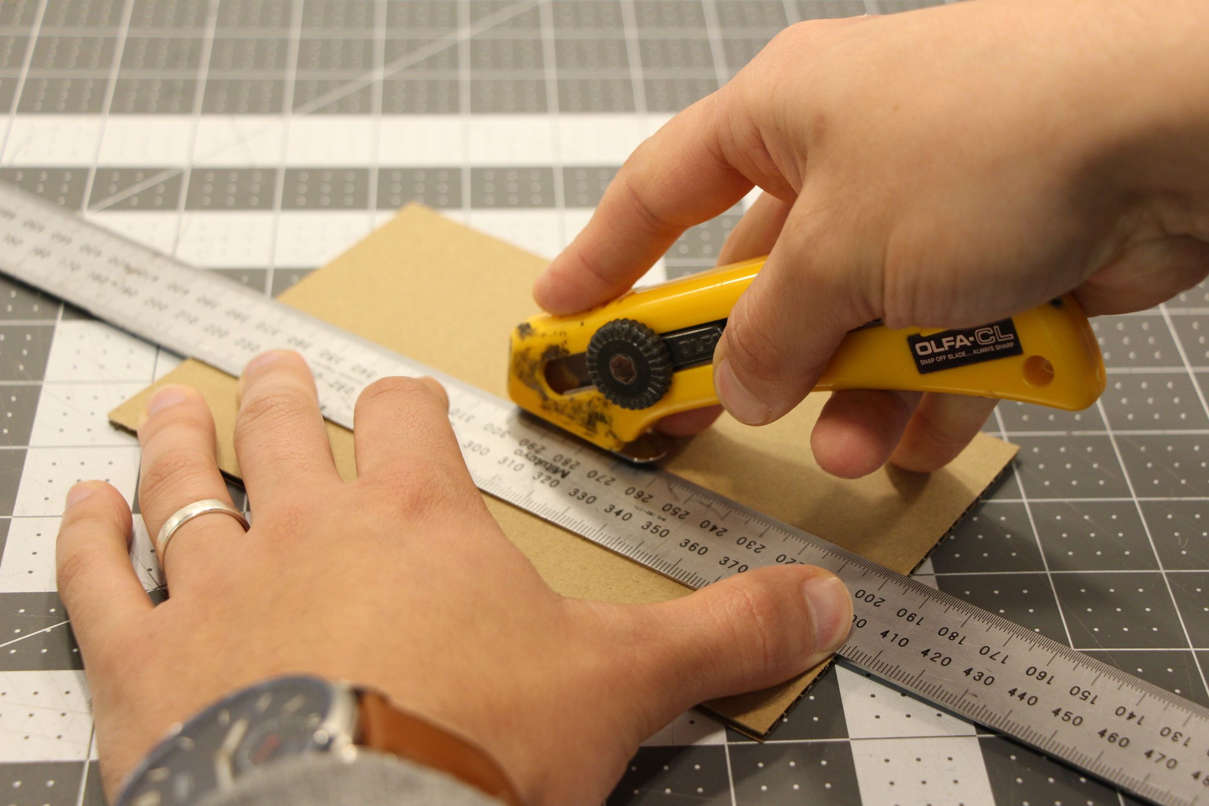 Corrugated Cardboard Pencil Organizer : 8 Steps - Instructables