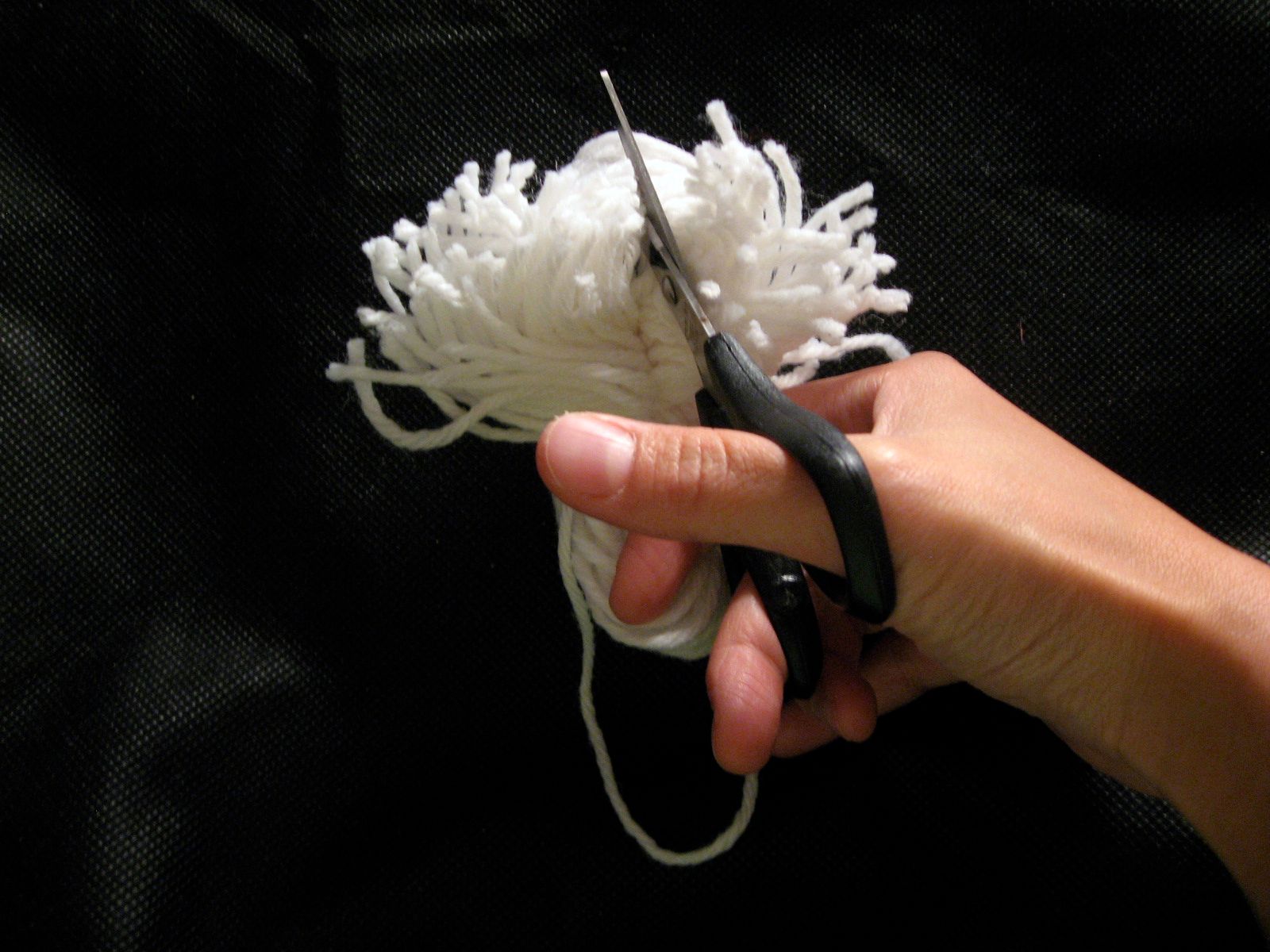 Yarn Puffs : 6 Steps (with Pictures) - Instructables