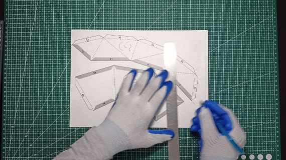DIY Luffy’s Straw Hat (Yep, It’s Just Paper) : 8 Steps (with Pictures ...