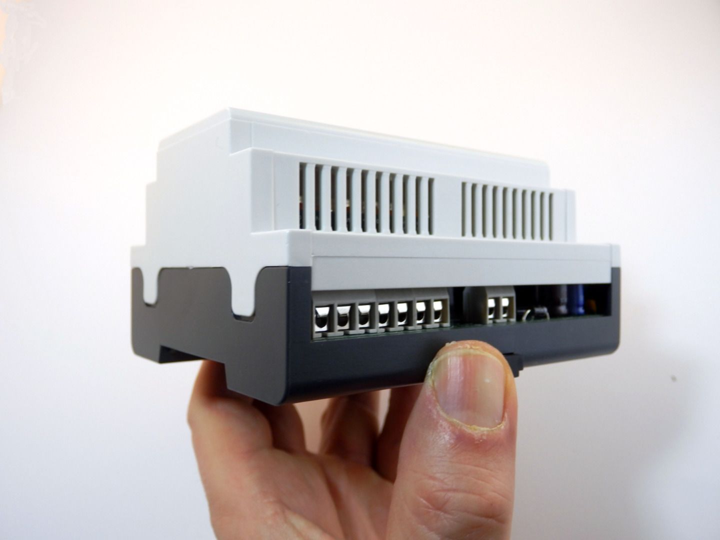 Arduino UNO / Arduino 101 DIN Rail Enclosure & Breadboard : 9 Steps ...