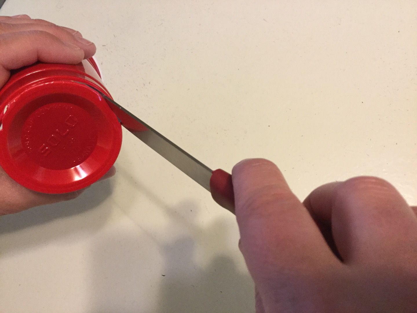 Red Solo Cup Knit Machine : 9 Steps (with Pictures) - Instructables