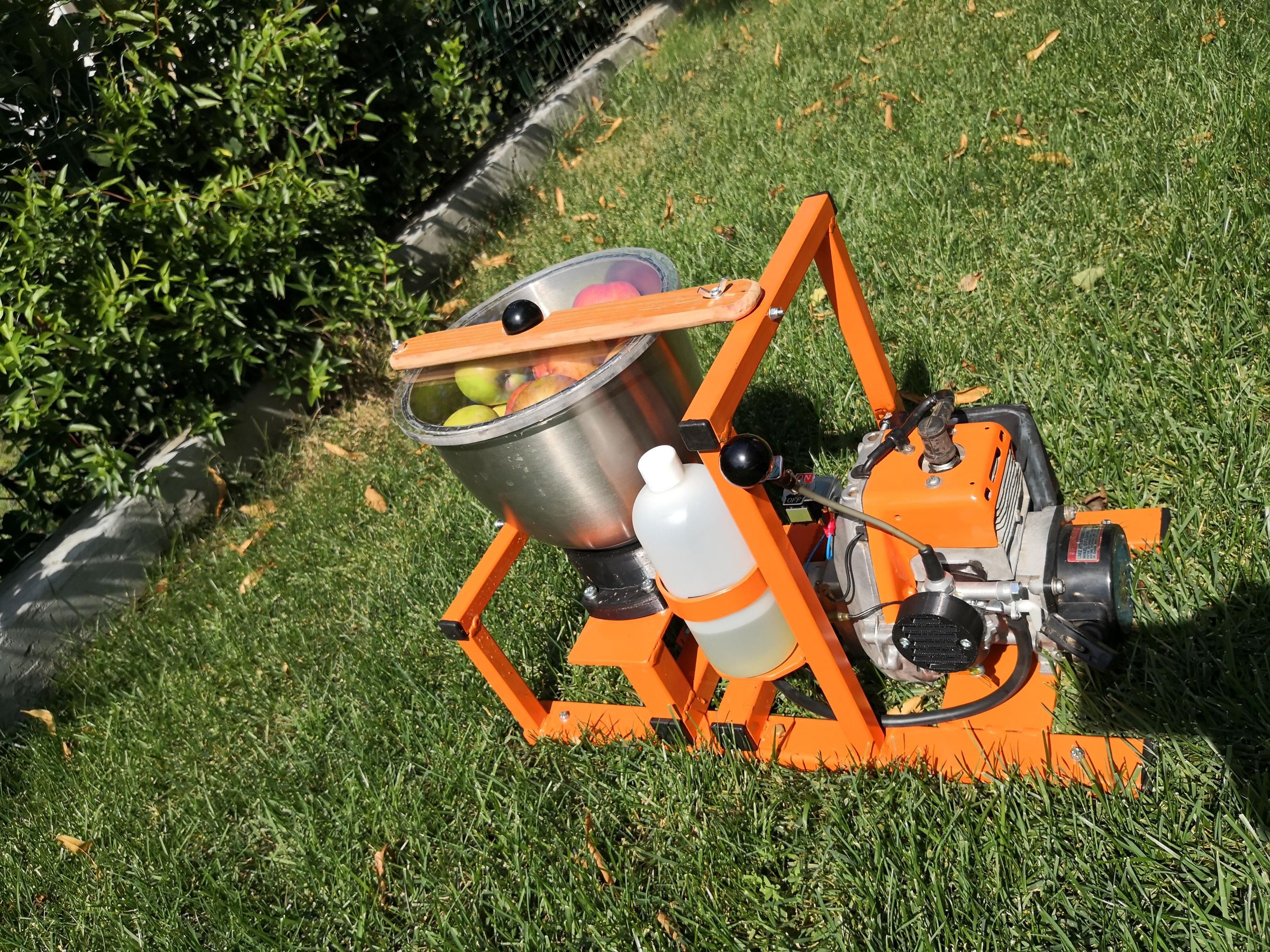 Gas Powered Blender of DOOM : 21 Steps (with Pictures) - Instructables