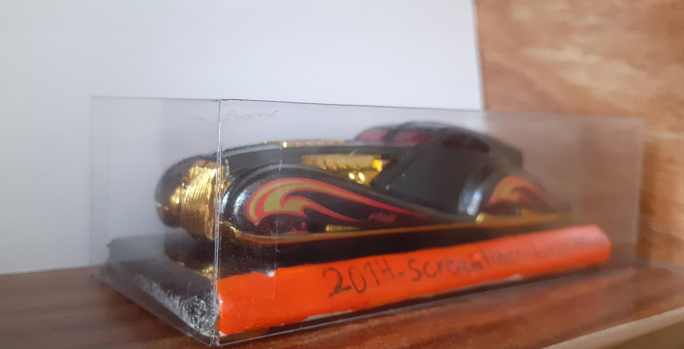 How to Make a Car Display Case : 4 Steps - Instructables