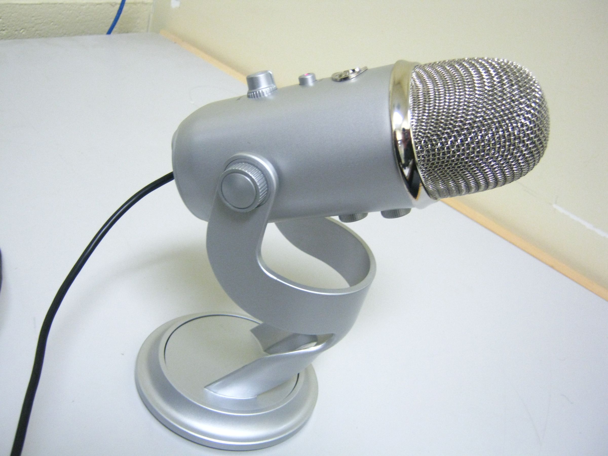 How to Record Music Using a Mic : 4 Steps - Instructables