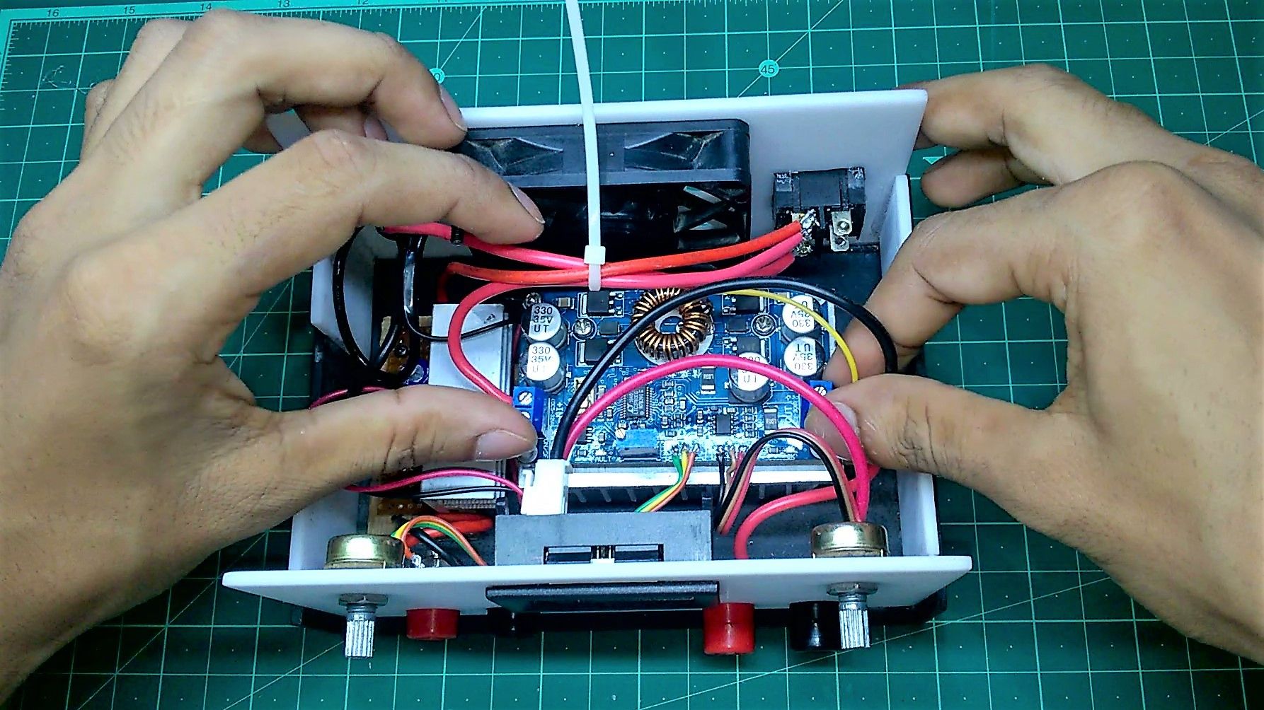 DIY Variable Power Supply With Adjustable Voltage and Current : 14 ...