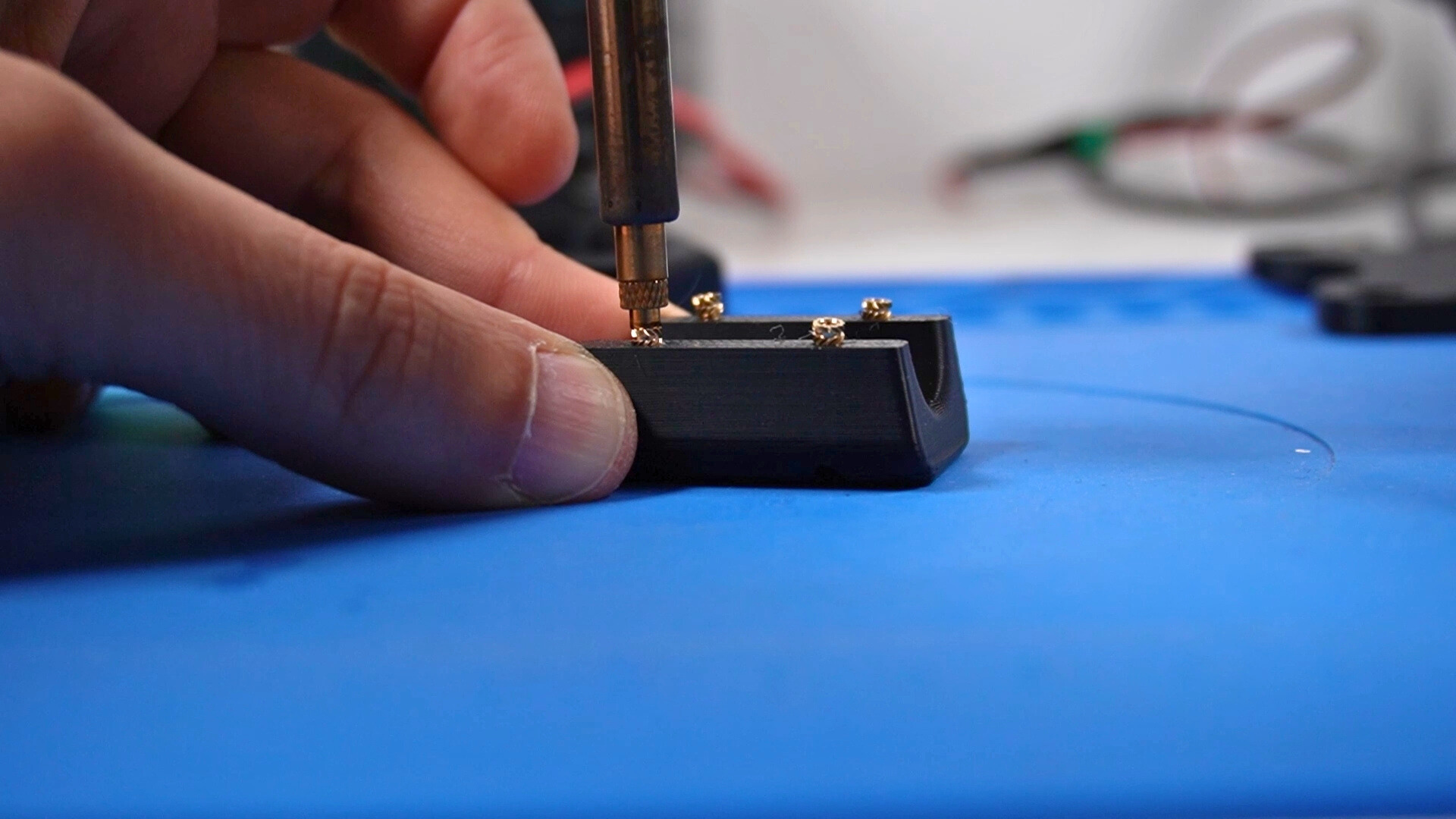 DIY Heat-Set Threaded Insert Press for 3D Printed Parts : 8 Steps (with ...