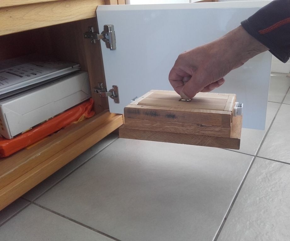 Hidden Box With Secret Opening Mechanism : 9 Steps (with Pictures ...