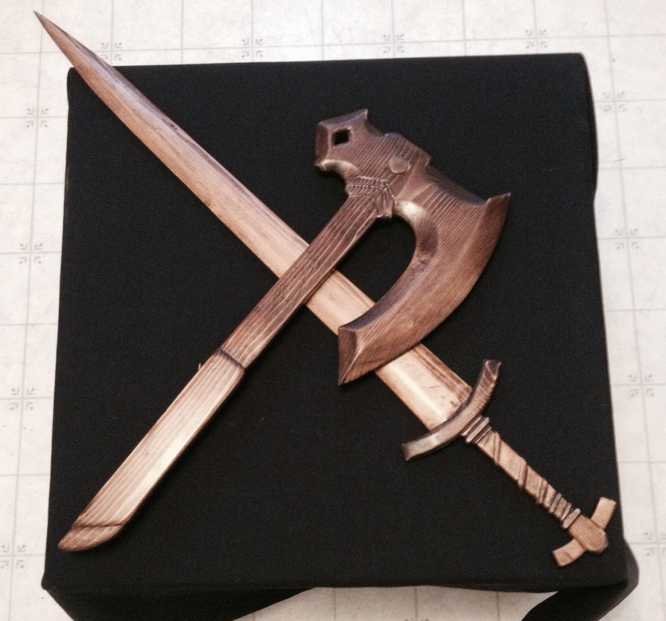 Skyrim Wood Carved Weapons : 5 Steps (with Pictures) - Instructables