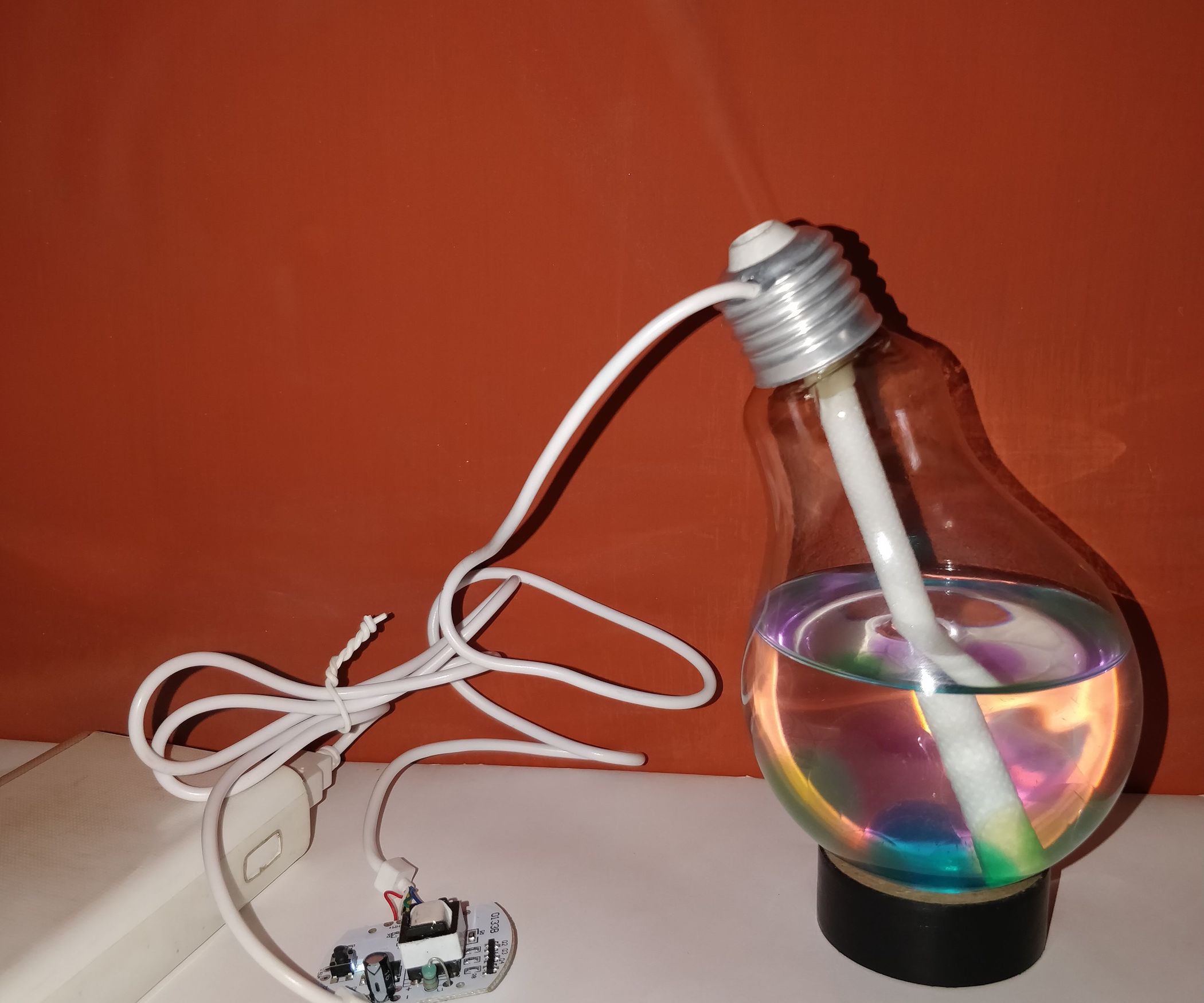 DIY ESSENTIAL OIL DIFFUSER. : 6 Steps - Instructables