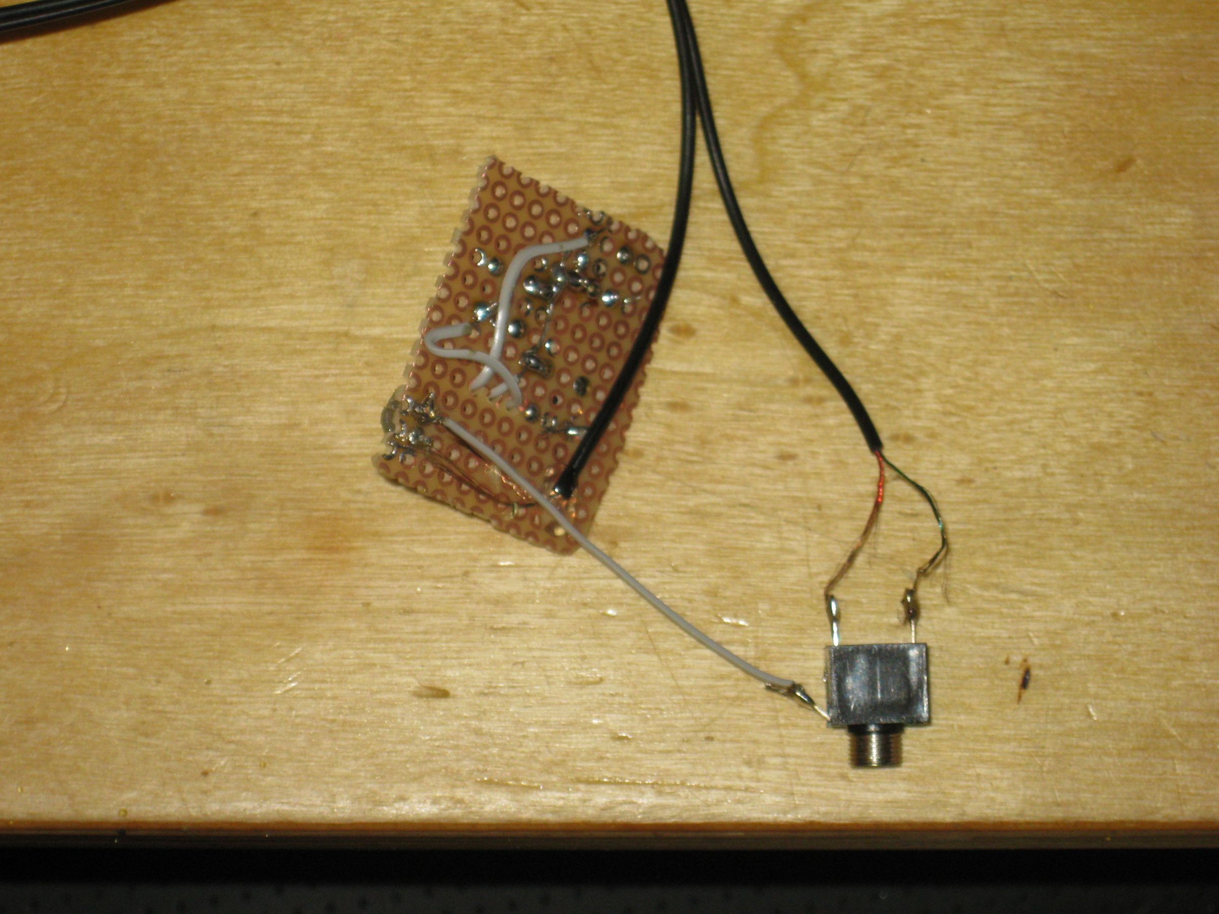 Large IPod Inline Remote for Use With Any Head Phones/Ear Buds : 5 ...