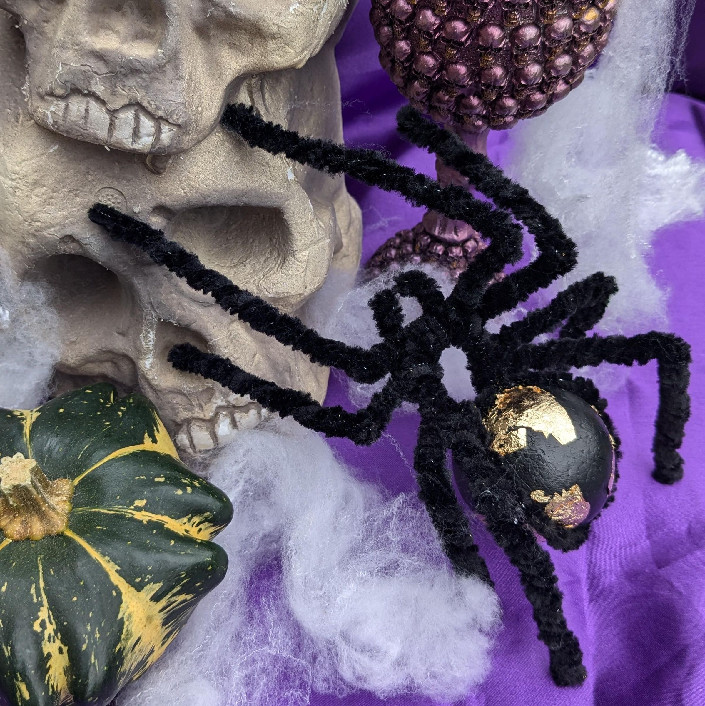 DIY Spooky Pipe-cleaner Spiders : 21 Steps (with Pictures) - Instructables