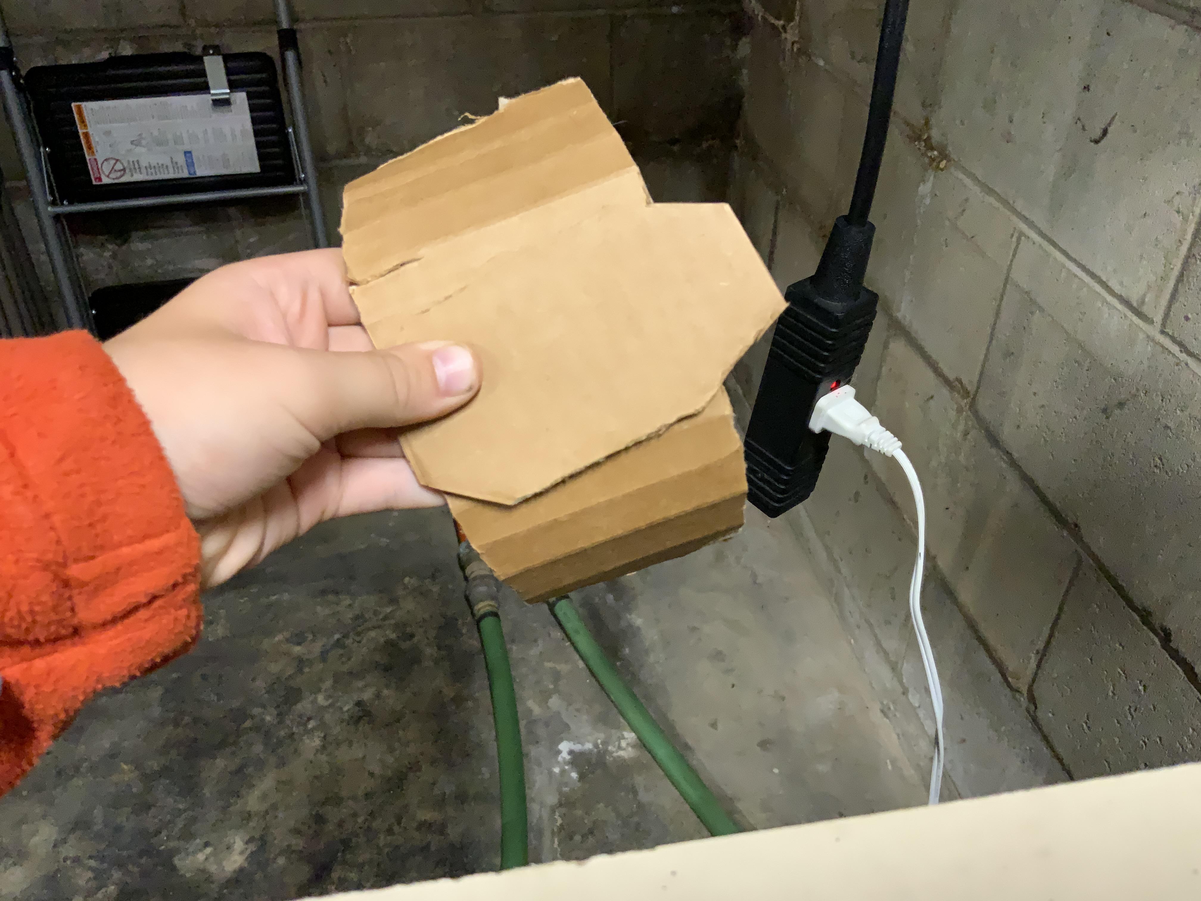 Apocalypse Spiderman Web Shooter. Household Items : 7 Steps - Instructables