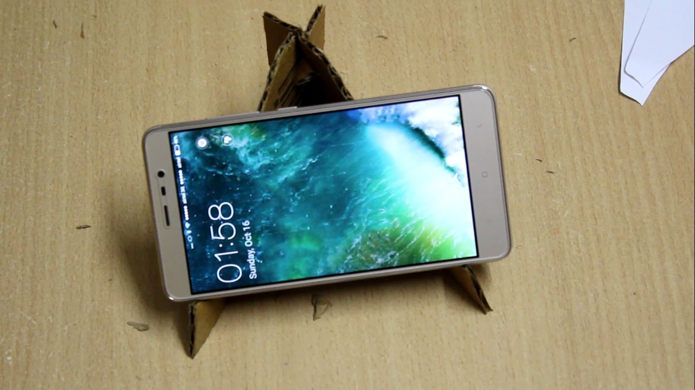 DIY Cardboard Mobile Stand : 9 Steps (with Pictures) - Instructables