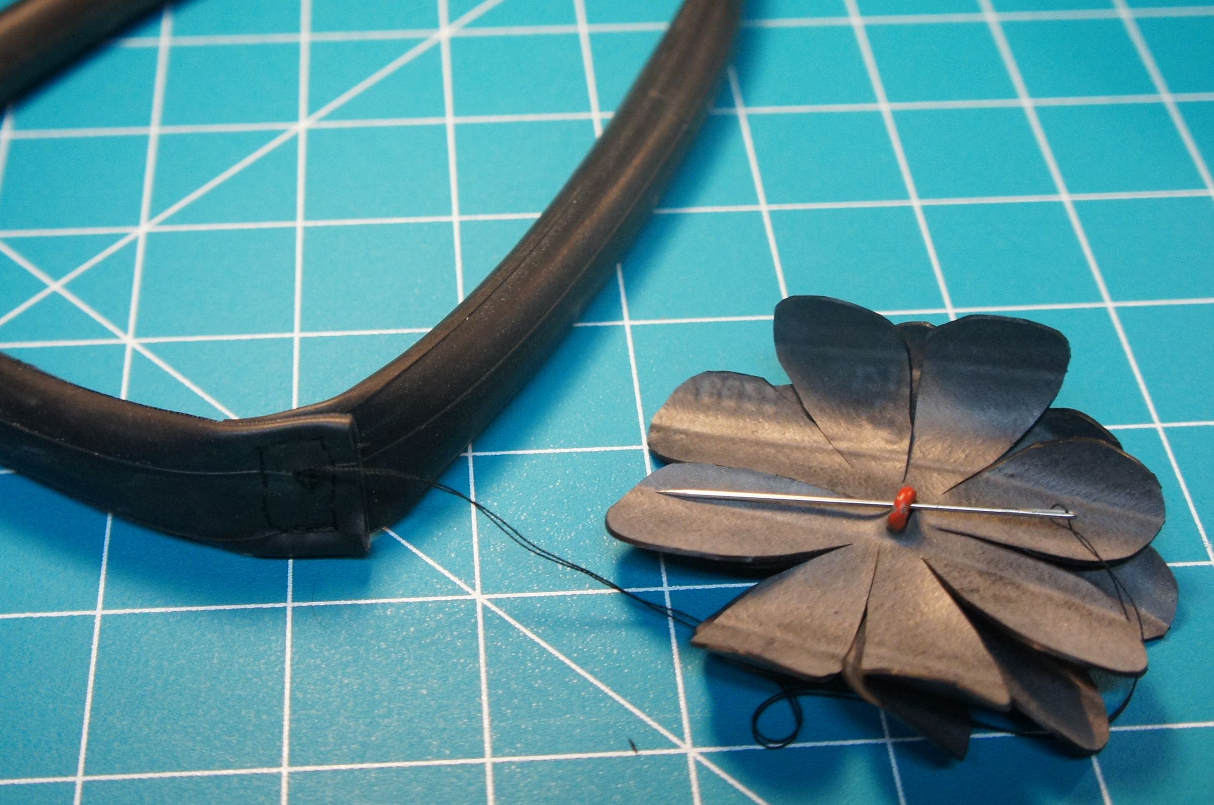 Upcycled Rubber Headband (that Stays Put!) (with Pictures) - Instructables