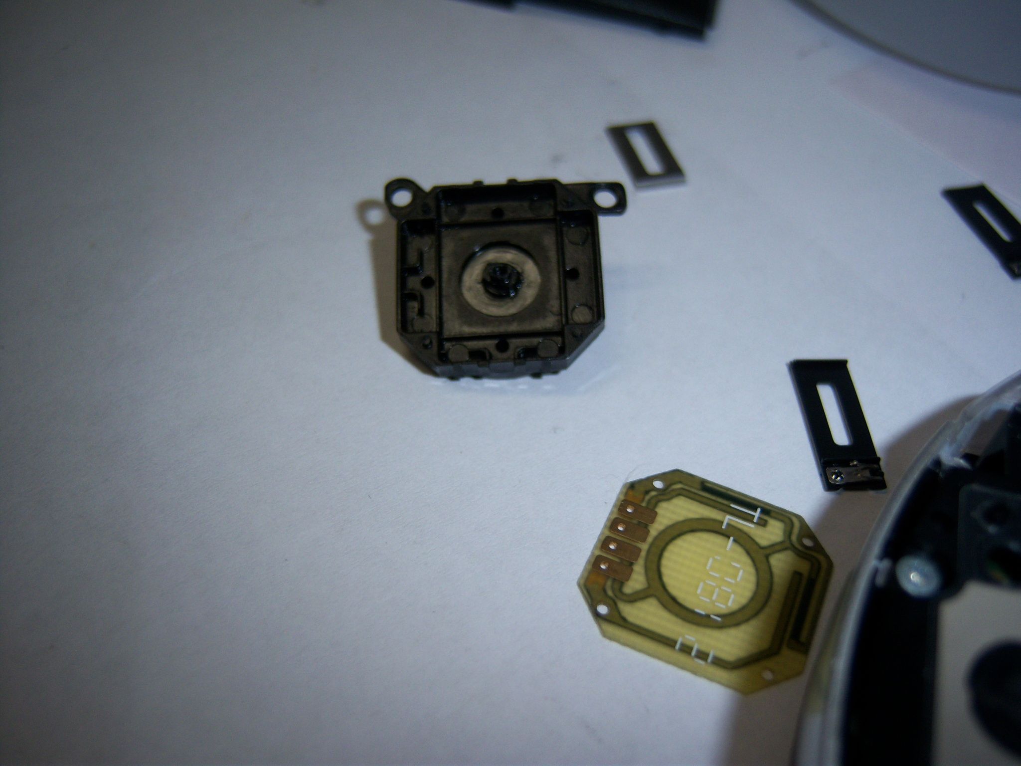 Repair a Wandering PSP Analog Joystick : 13 Steps - Instructables
