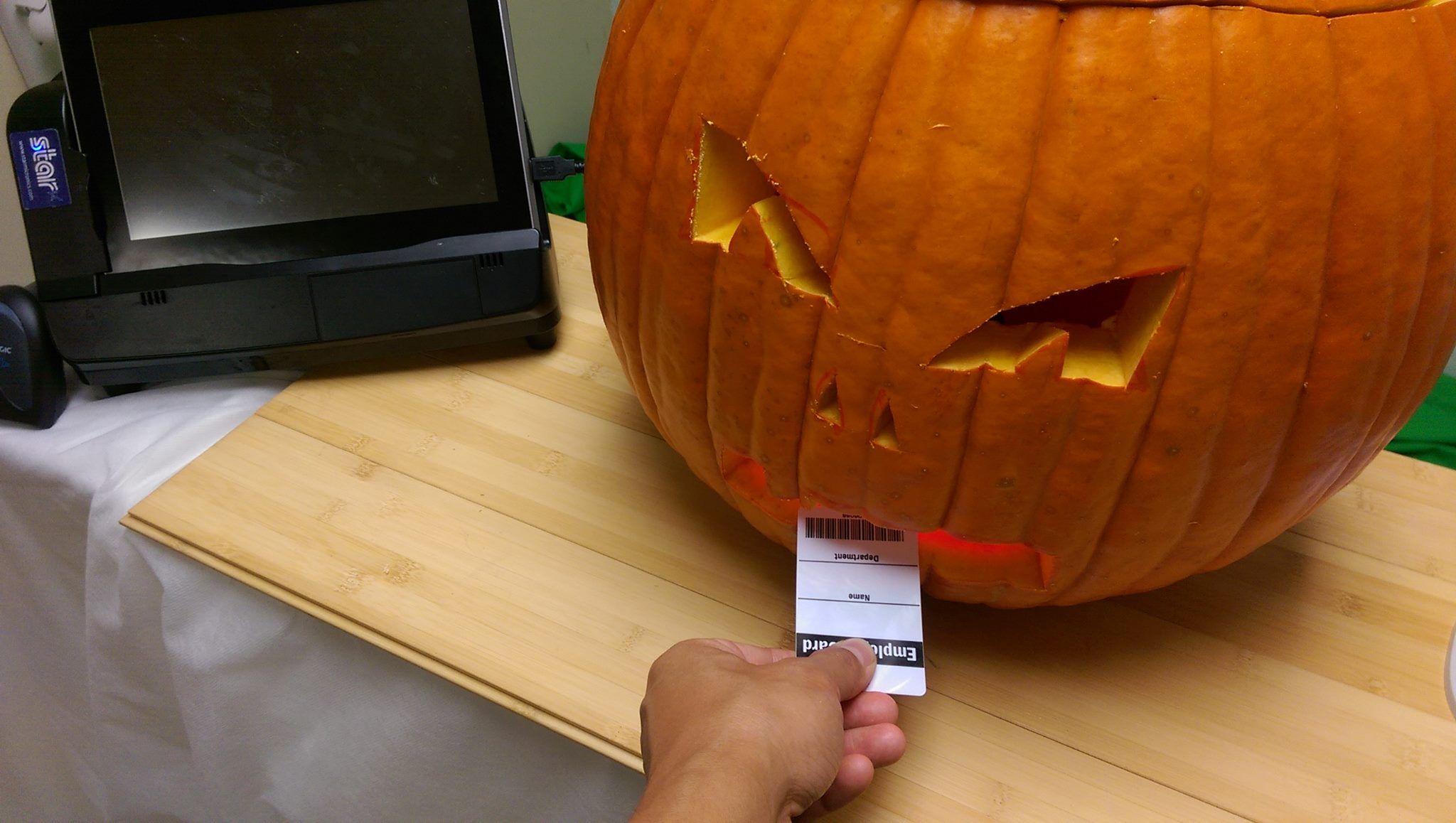 Jack-O-Scanner (Pumpkin Barcode Scanner) : 5 Steps - Instructables