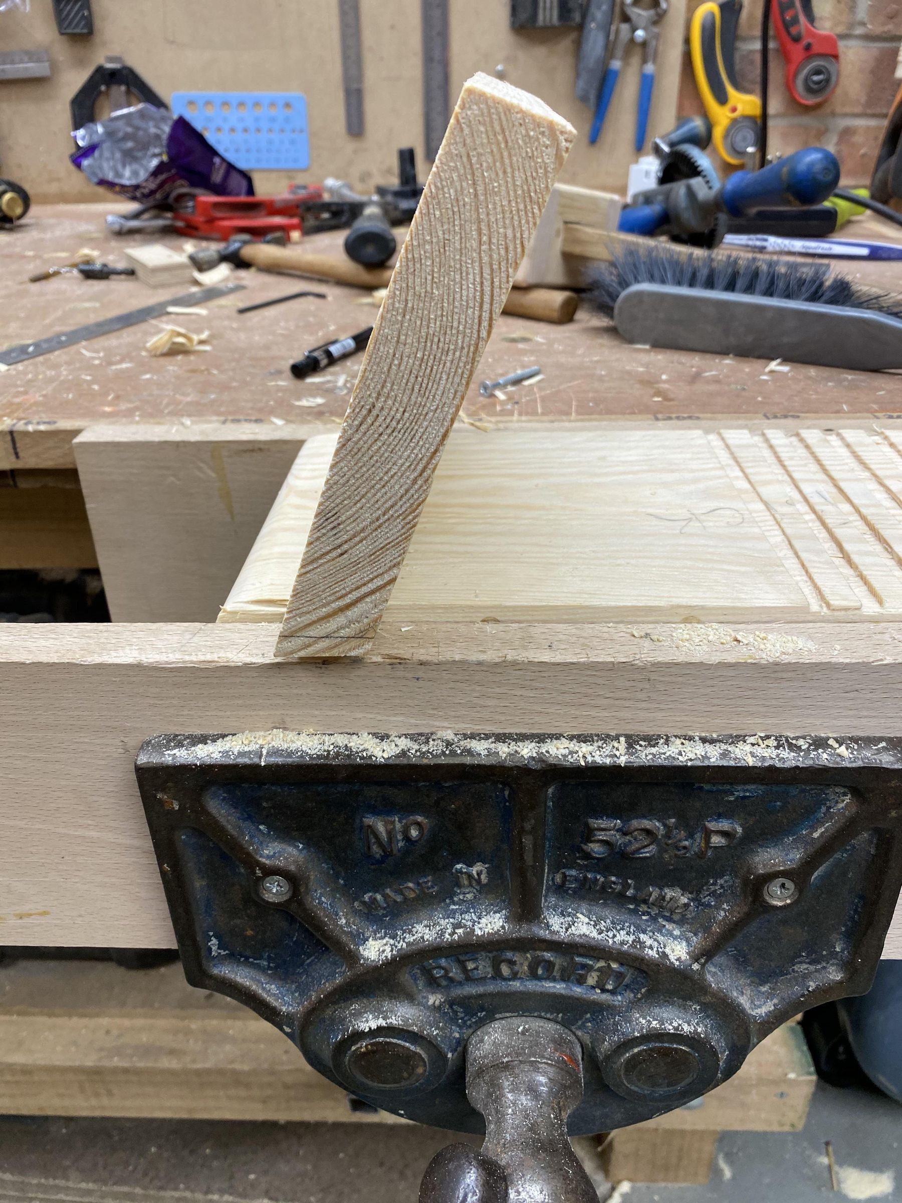 Single Plank Bat Box : 8 Steps (with Pictures) - Instructables