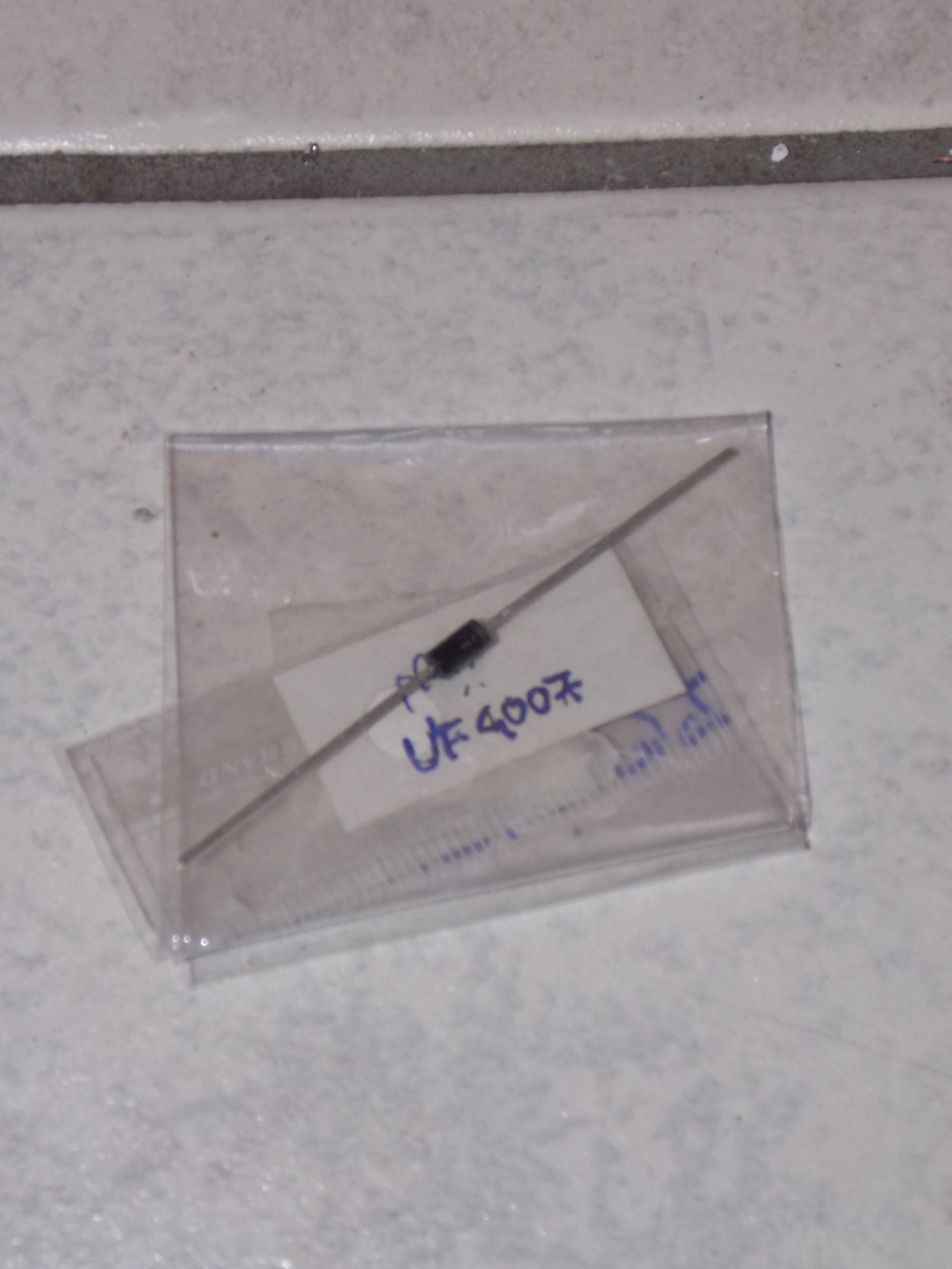 How to Build Slayer Exciter (mini Tesla Coil) : 3 Steps - Instructables