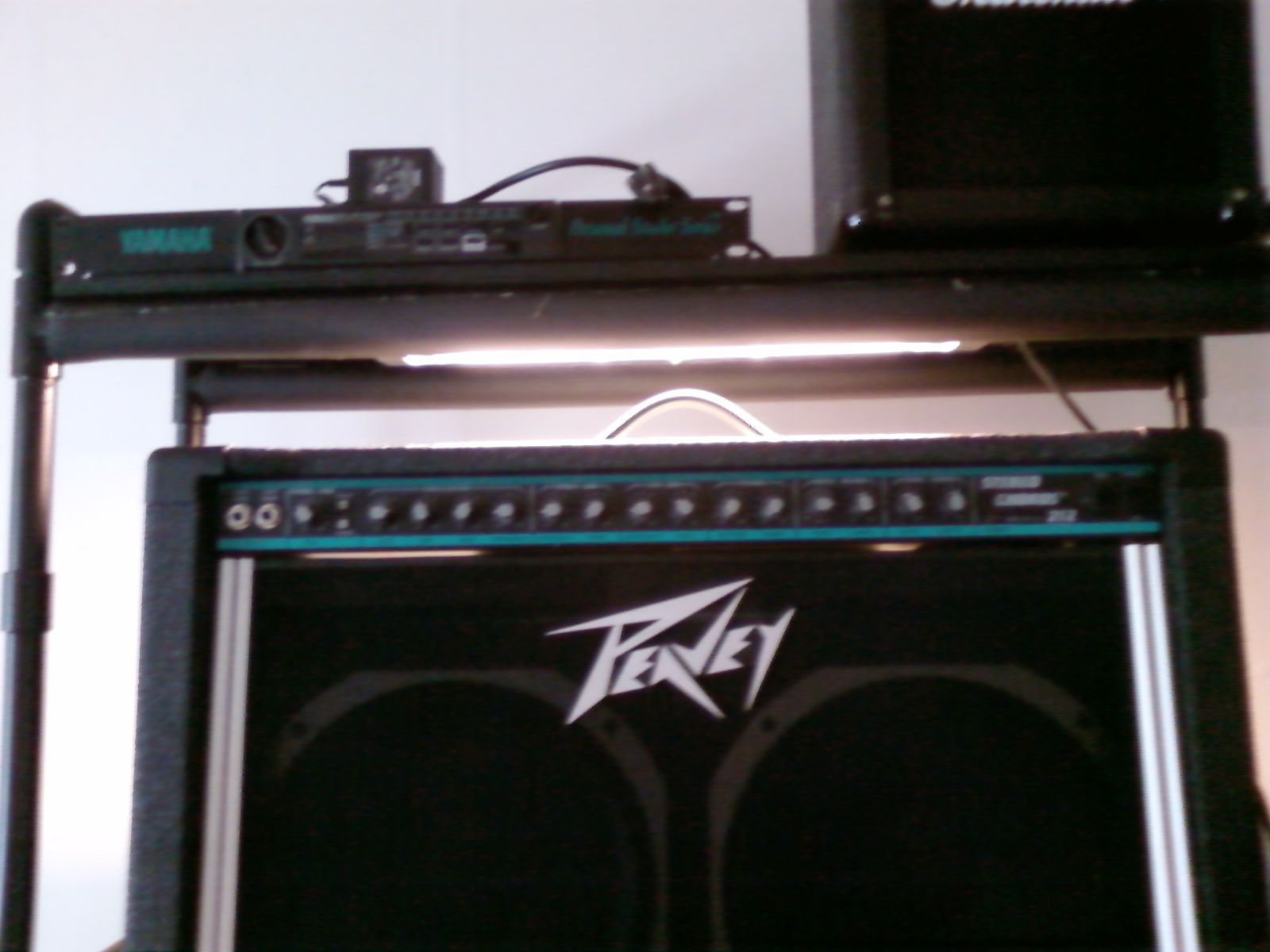 Double Guitar Amp Stand - Instructables