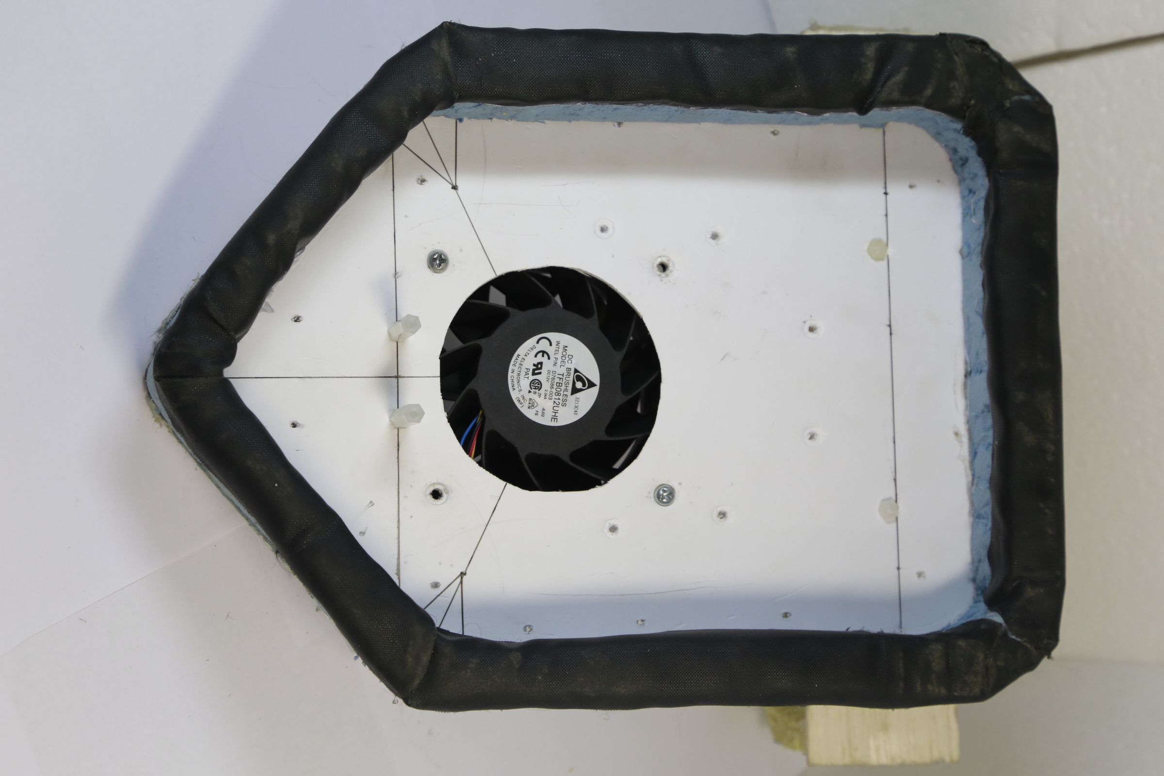 Remote-controlled Hovercraft. by AnTiProcrastination : 7 Steps - Instructables
