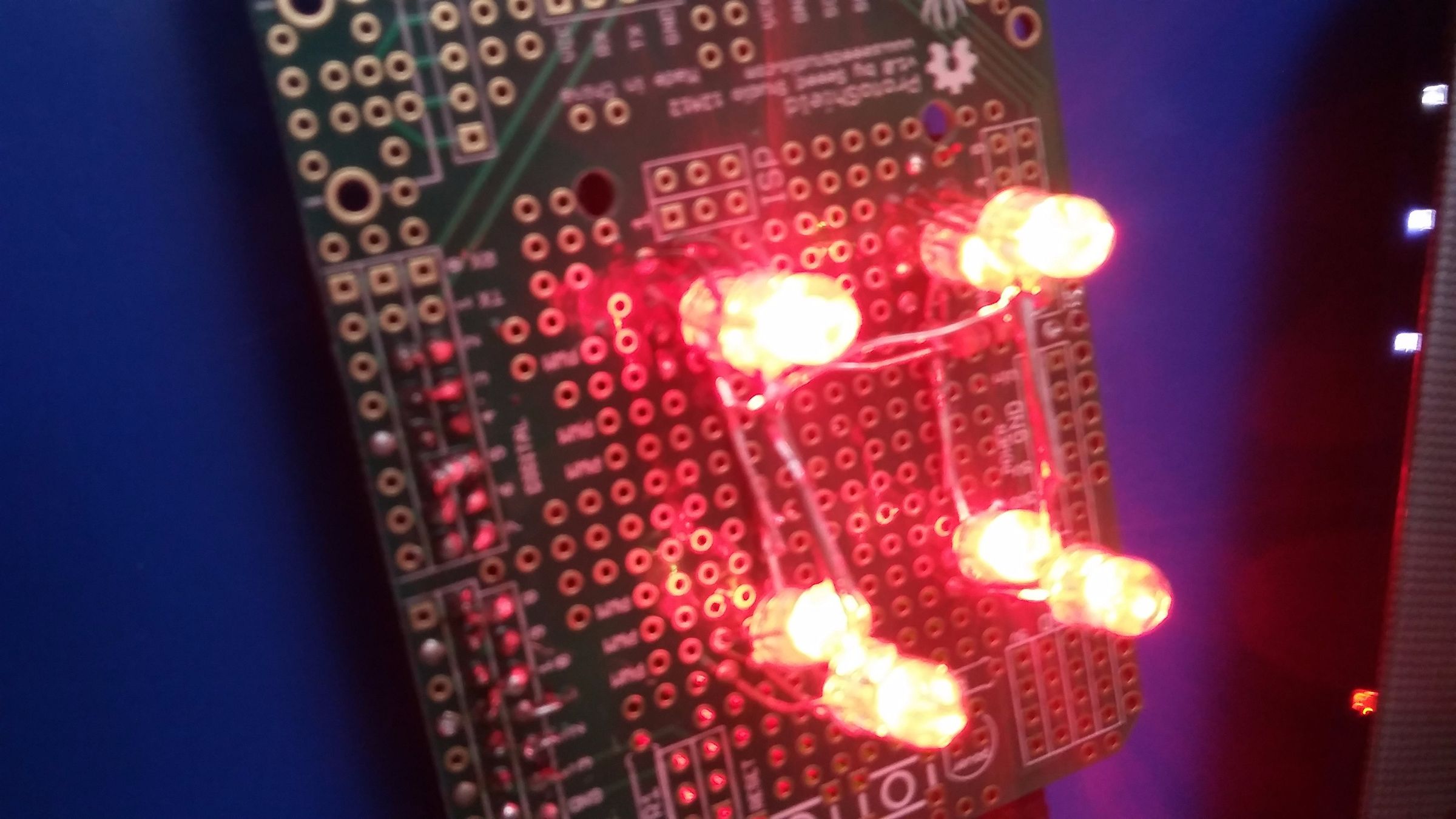 A Simple RGB LED Cube 2X2X2 : 5 Steps (with Pictures) - Instructables